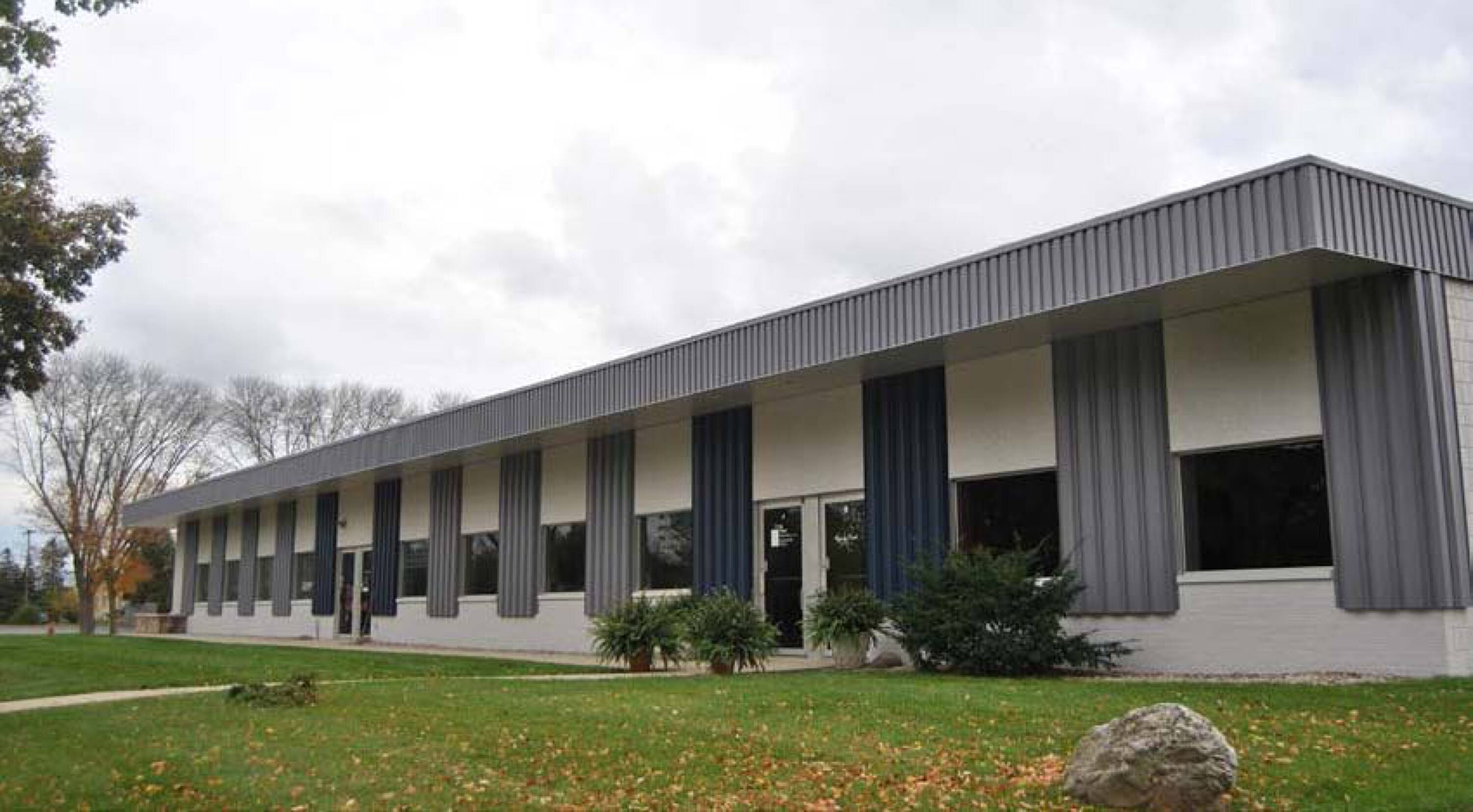 9055 N 51st St, Brown Deer, WI 53223 | Crexi.com