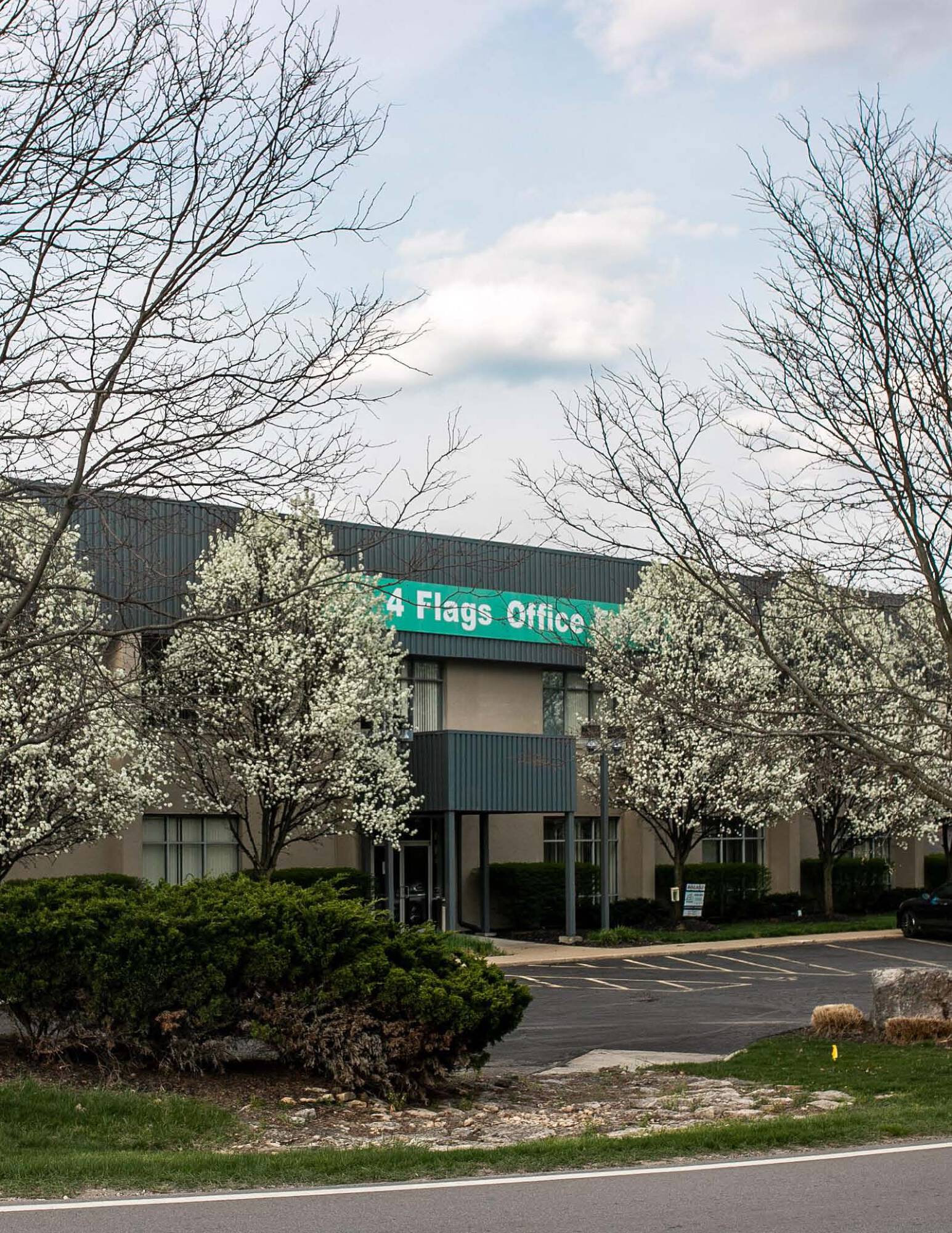 800 Freeway Dr N, Columbus, OH 43229 | Crexi.com