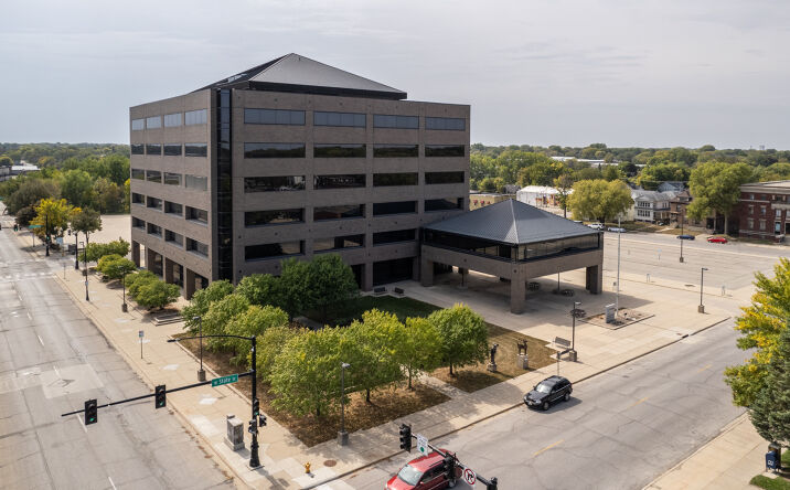 111 W State St, Mason City, IA 50401 | Crexi.com