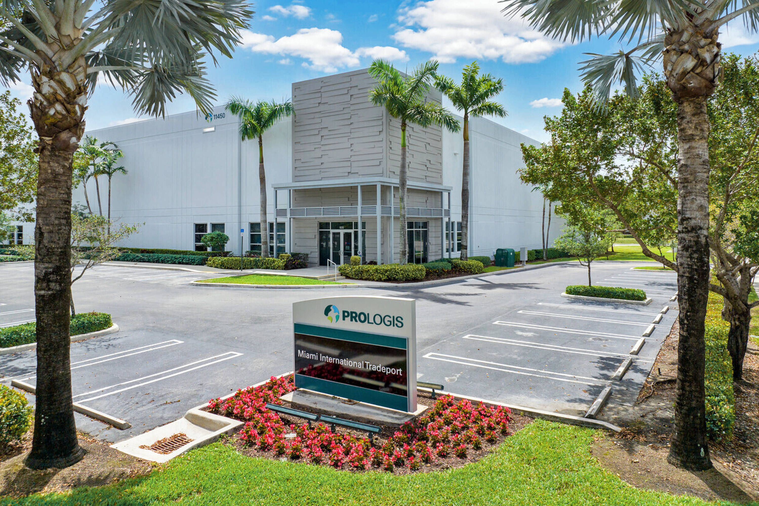 11450 NW 122nd St, Medley, FL 33178 | Crexi.com