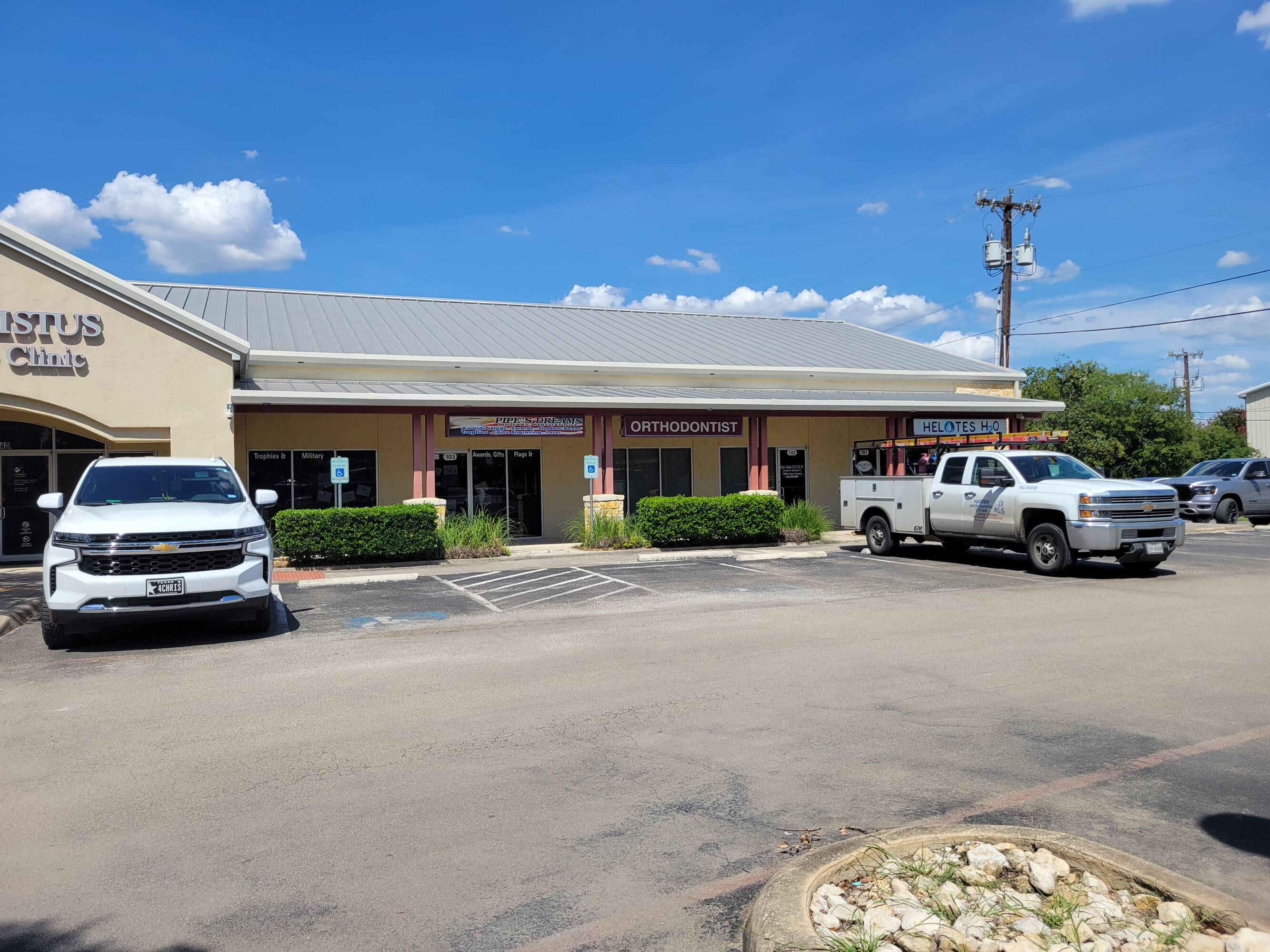 12340 BANDERA RD Helotes TX 78023-4574 APN: 1040214 | Crexi.com