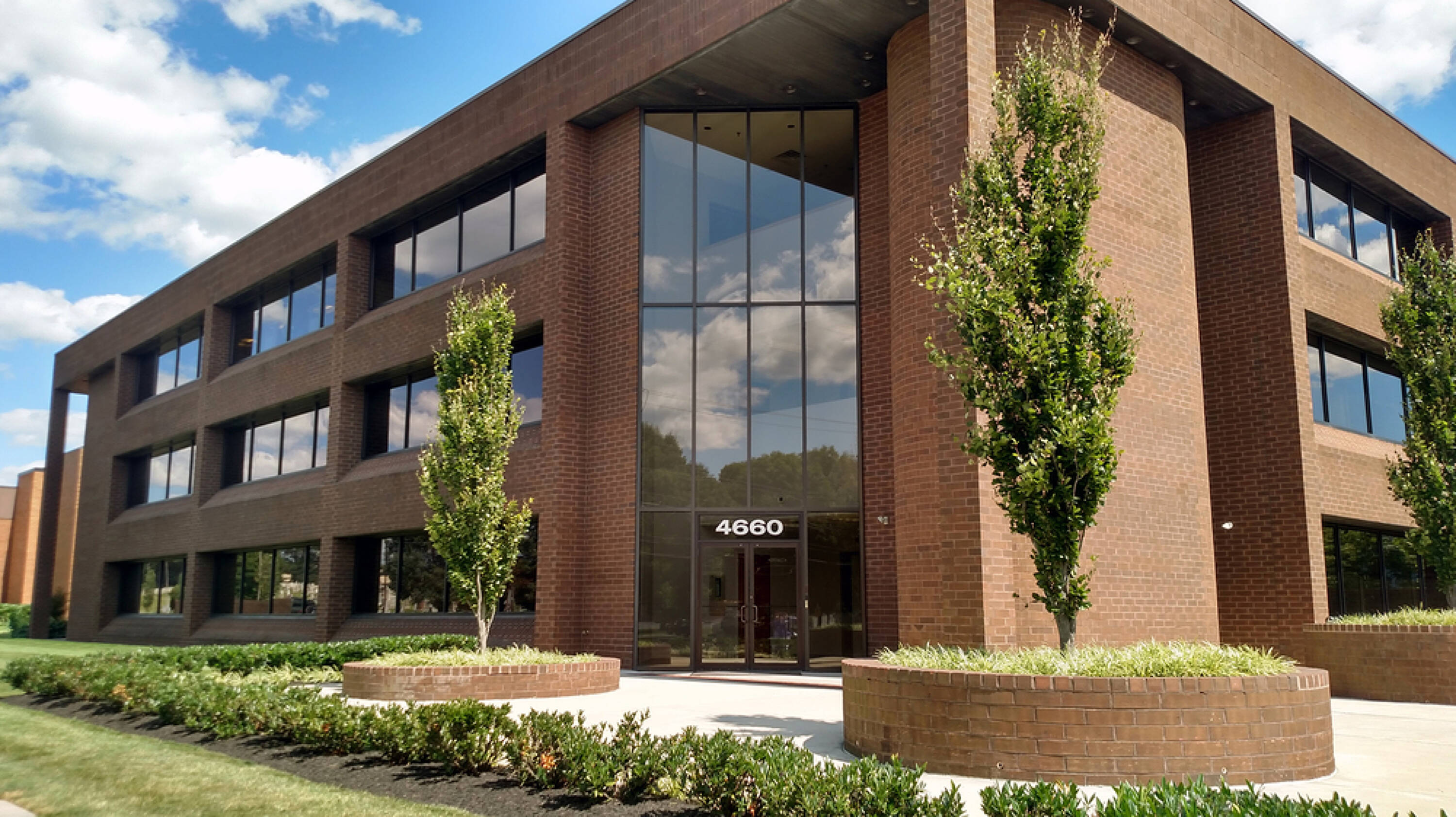 4660 E TRINDLE ROAD Hampden Township PA 17011-5605 APN: 10-22-0529 ...