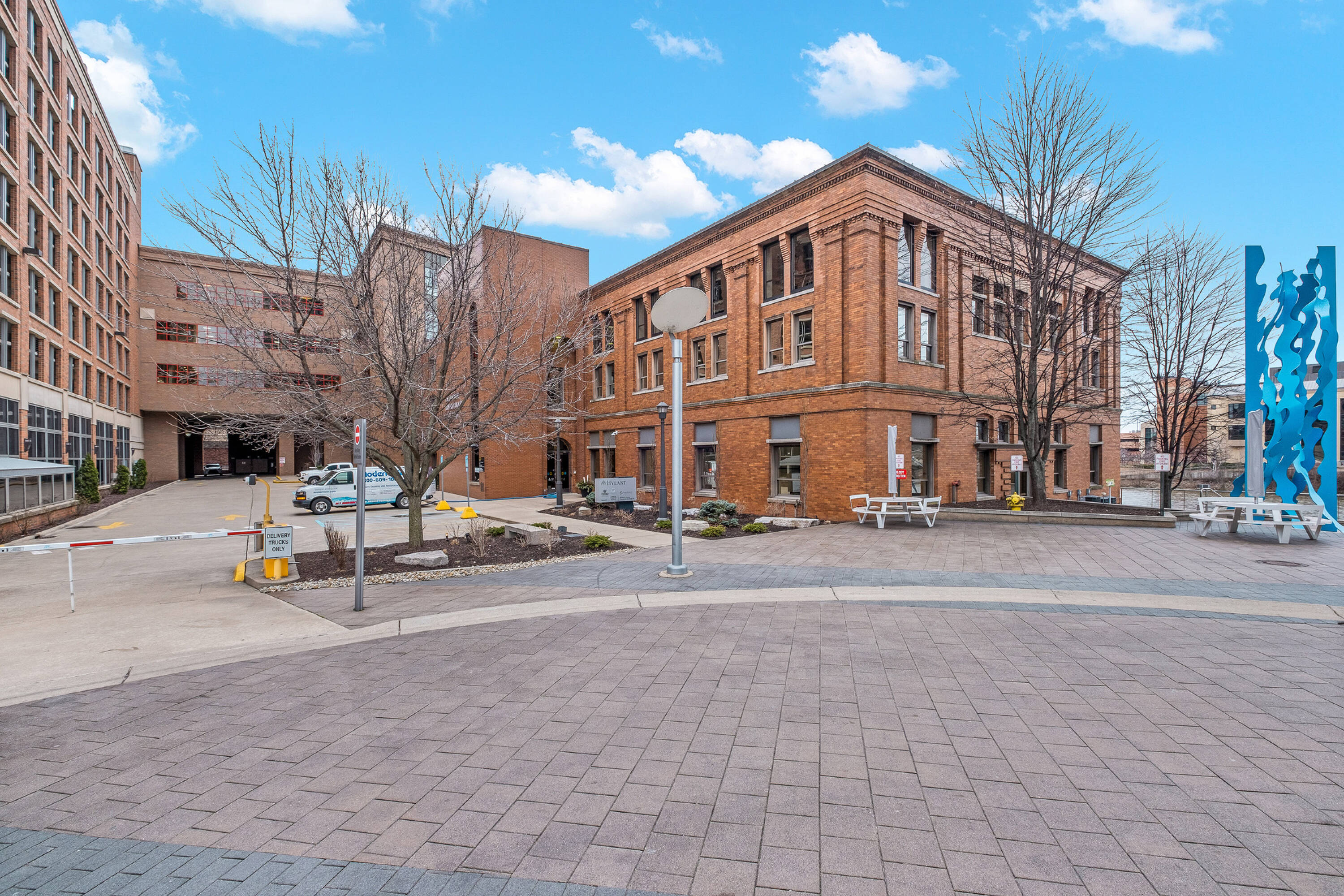 85 Campau Ave NW, Grand Rapids, MI 49503 | Crexi.com