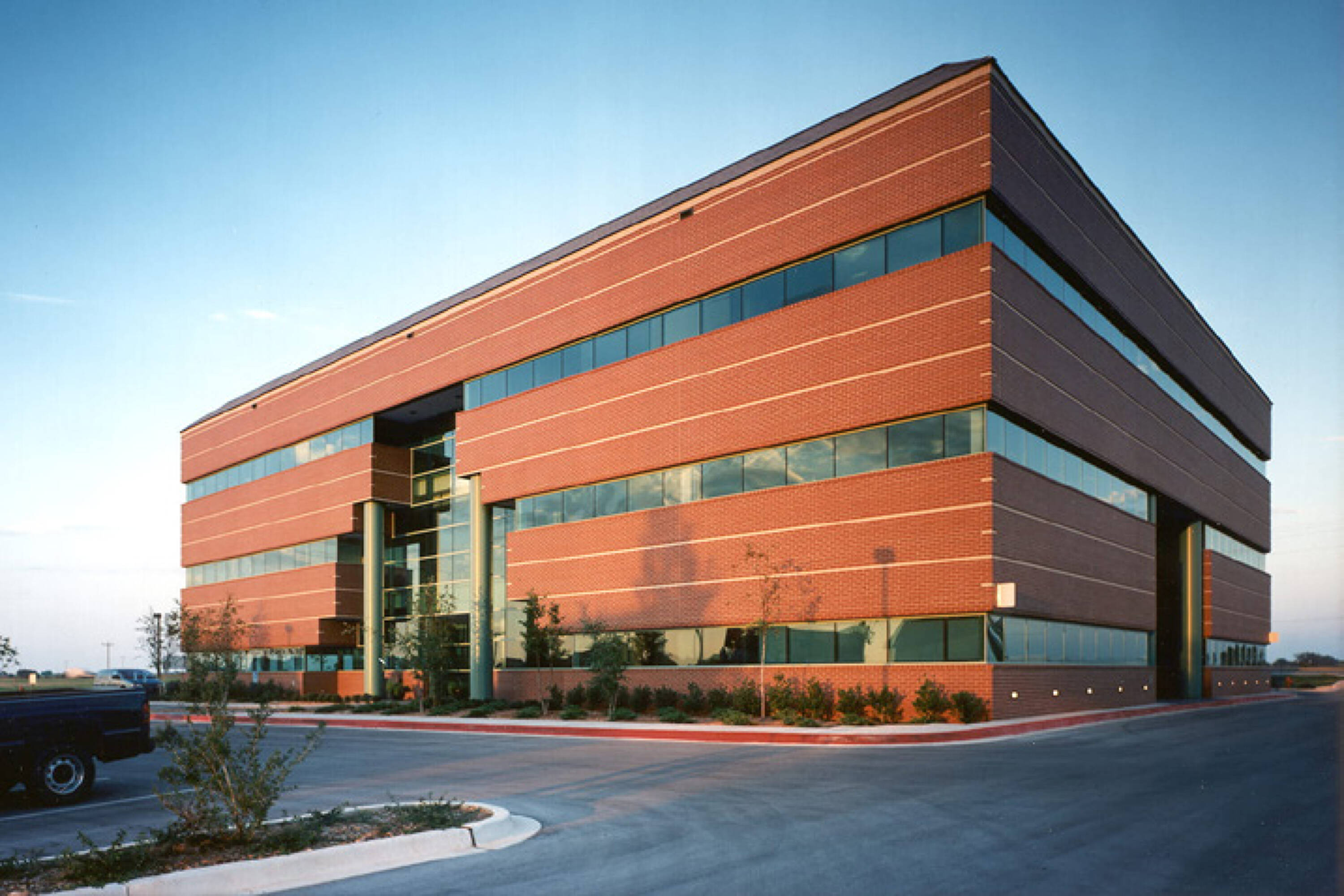 400 Industry Dr, Pittsburgh, PA 15275 | Crexi.com