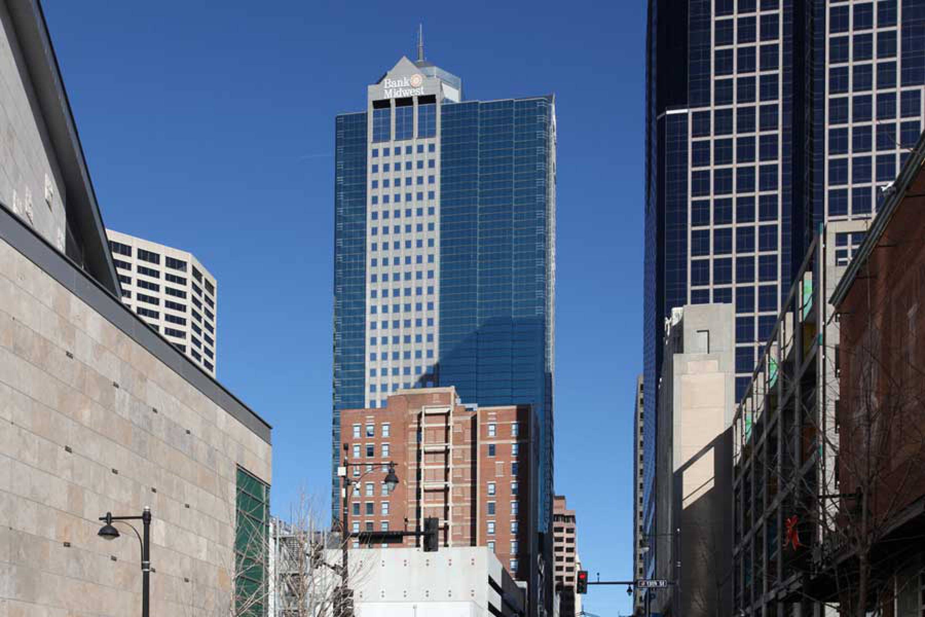 1211 Walnut St, Kansas City, MO 64106 | Crexi.com