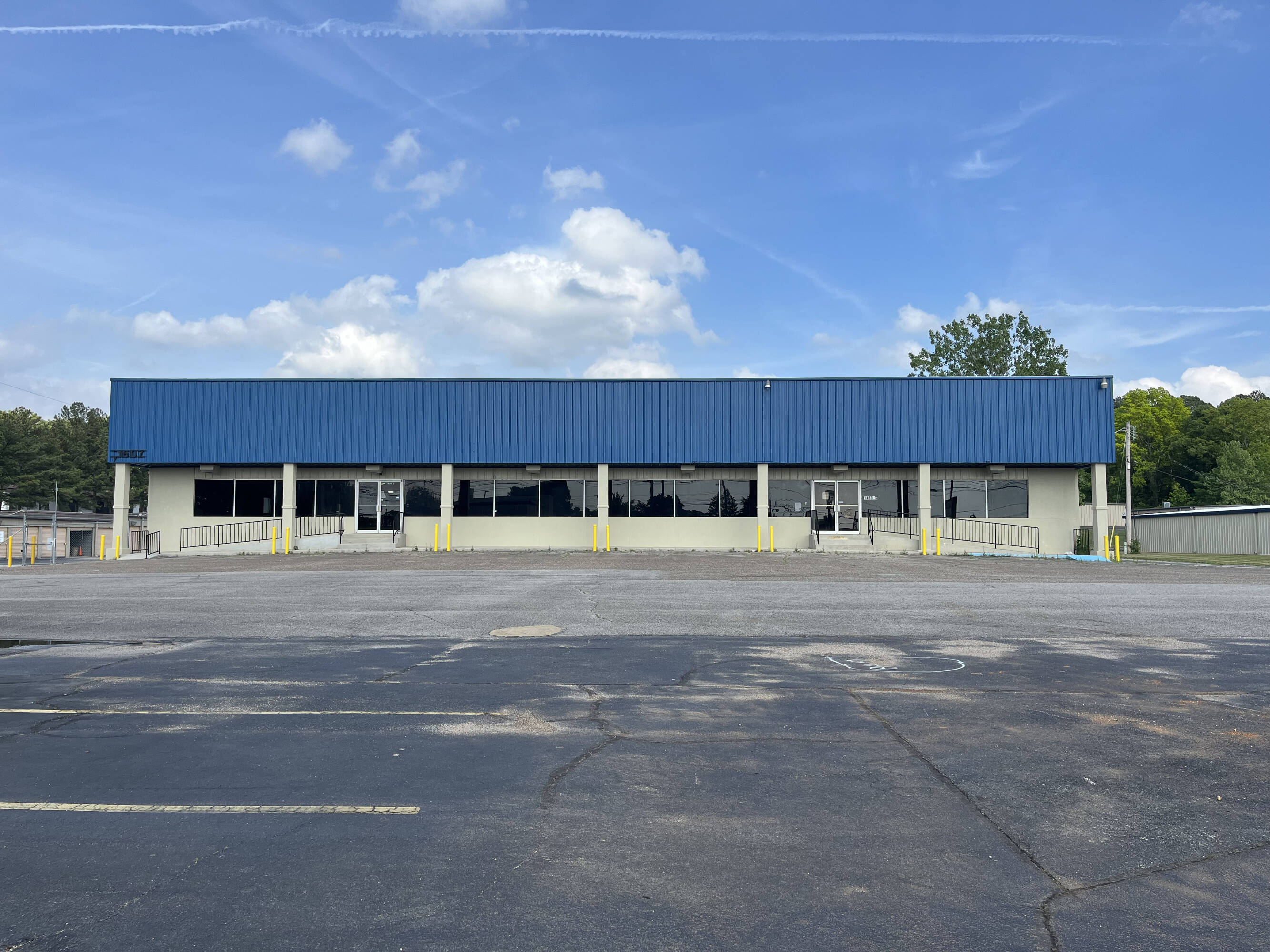 11607 Memorial Pkwy SW, Huntsville, AL 35803 | Crexi.com