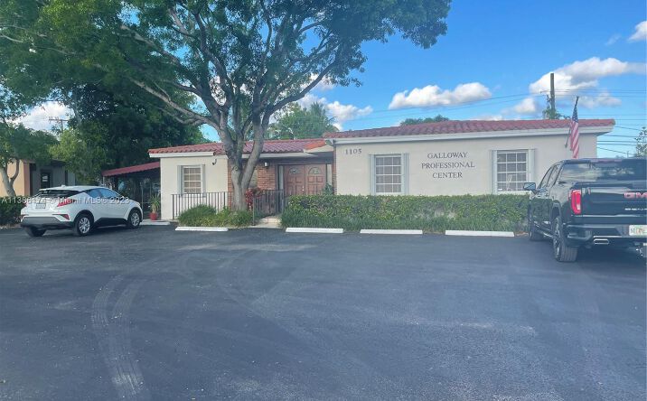 1105 SW 87th Ave, Miami, FL 33174 | Crexi.com