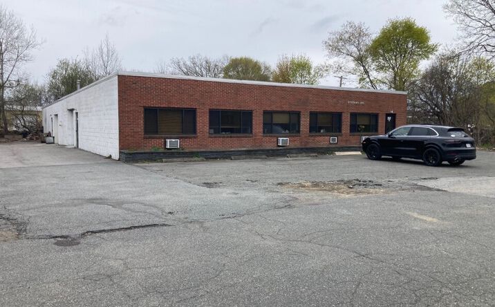 12 Garden St, Danvers, MA 01923 | Crexi.com