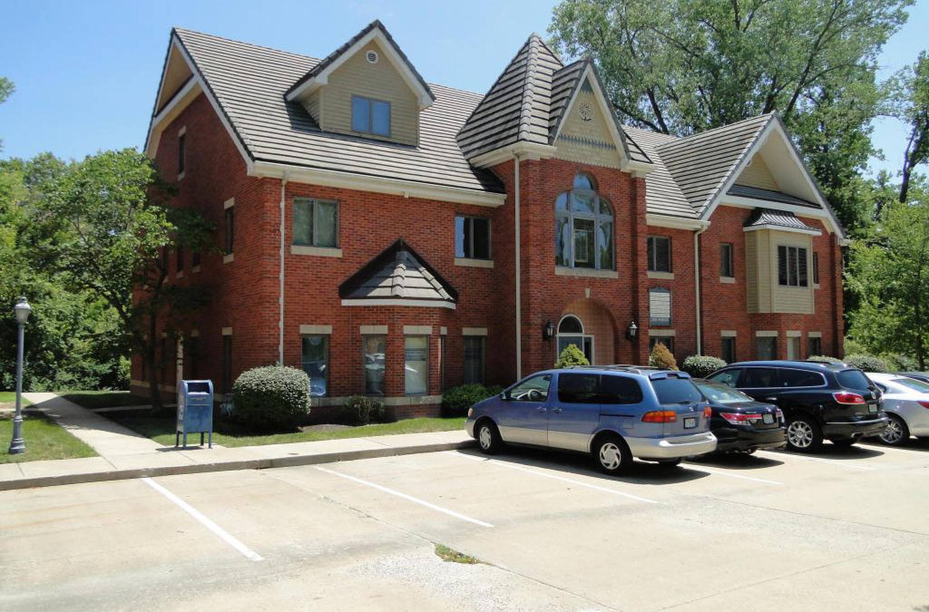 2800 Forum Blvd, Columbia, MO 65203 | Crexi.com