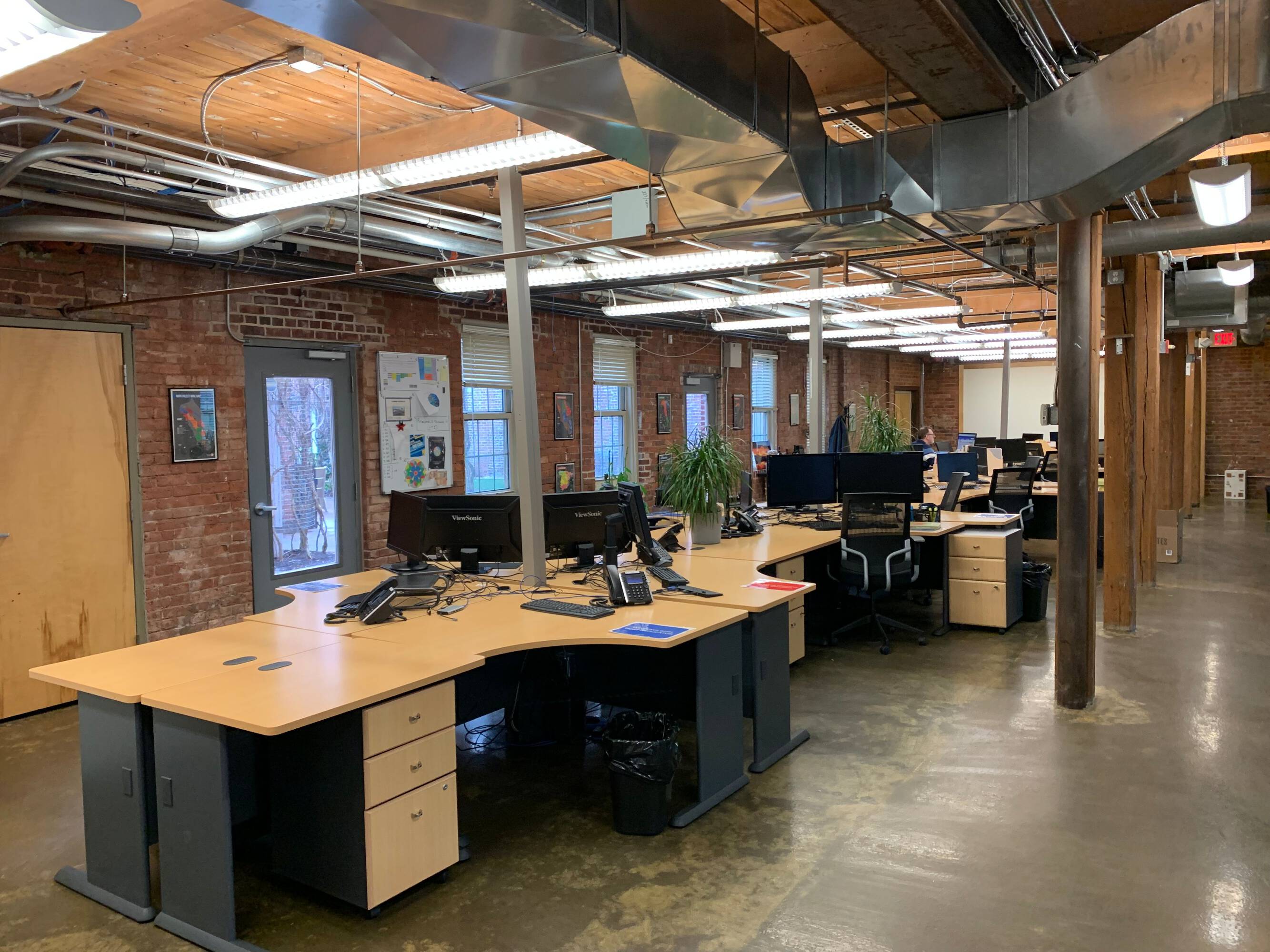 18 MARSHALL ST Norwalk CT 06854-2237 APN: 2-24-8-0 | Crexi.com