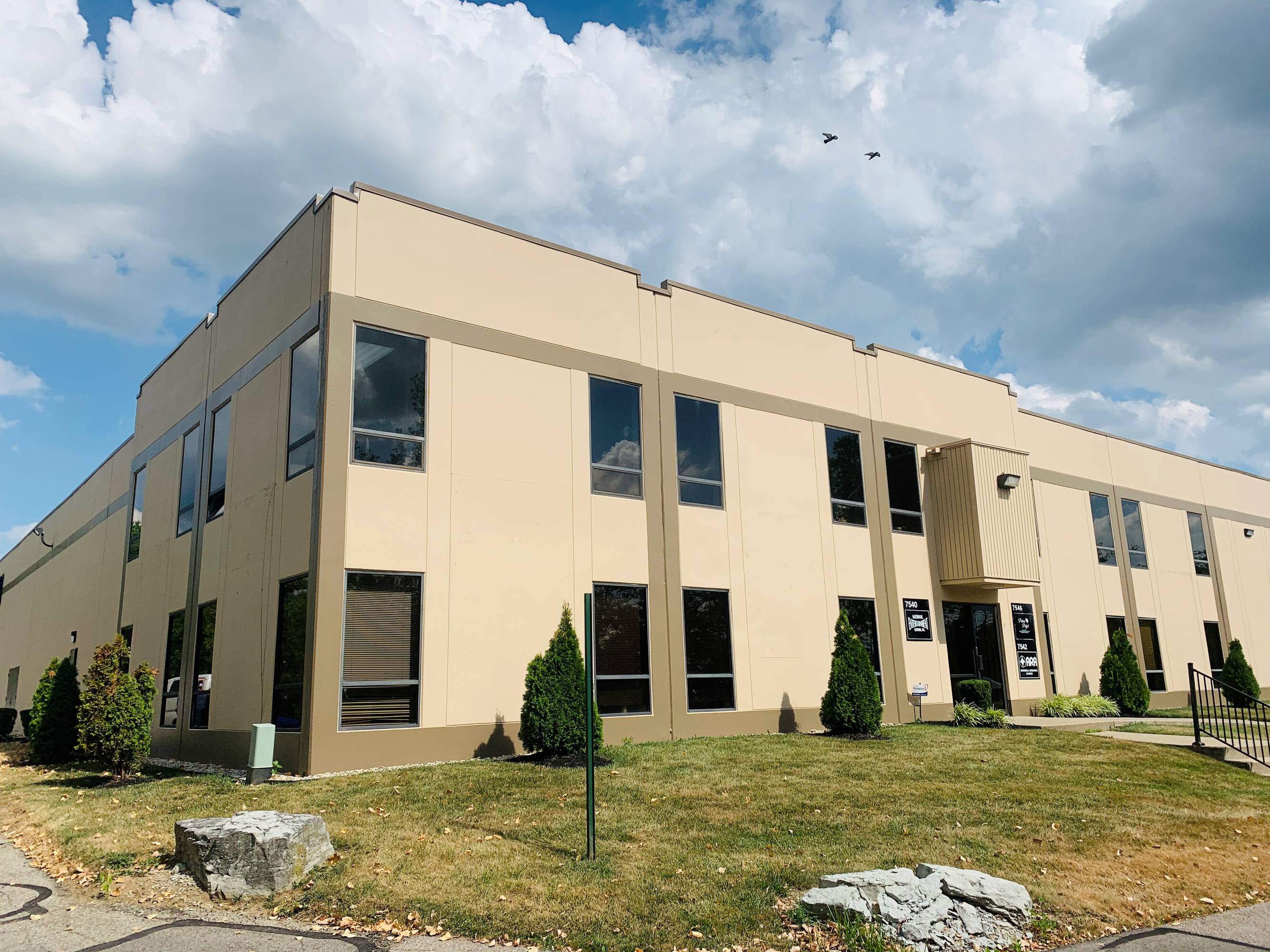 982 Senate Dr, Centerville, OH 45459 | Crexi.com