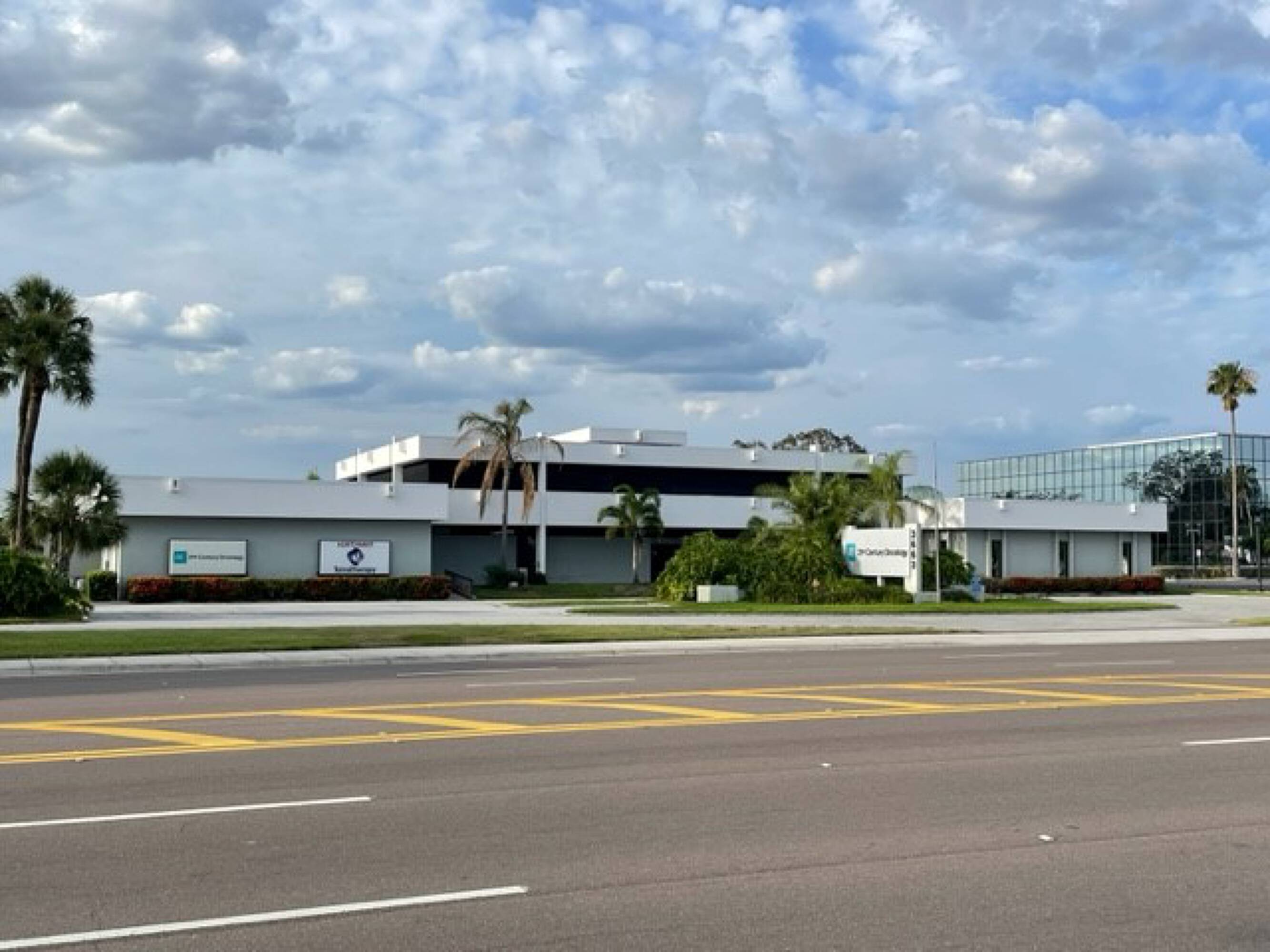 3663 Bee Ridge Rd, Sarasota, FL 34233 | Crexi.com