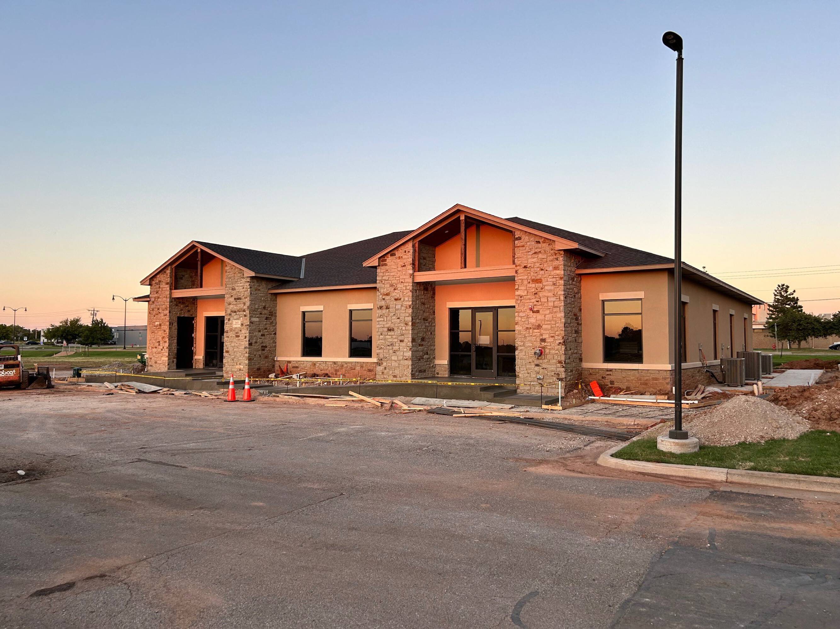 2451 S Kelly Ave, Edmond, OK 73013 | Crexi.com