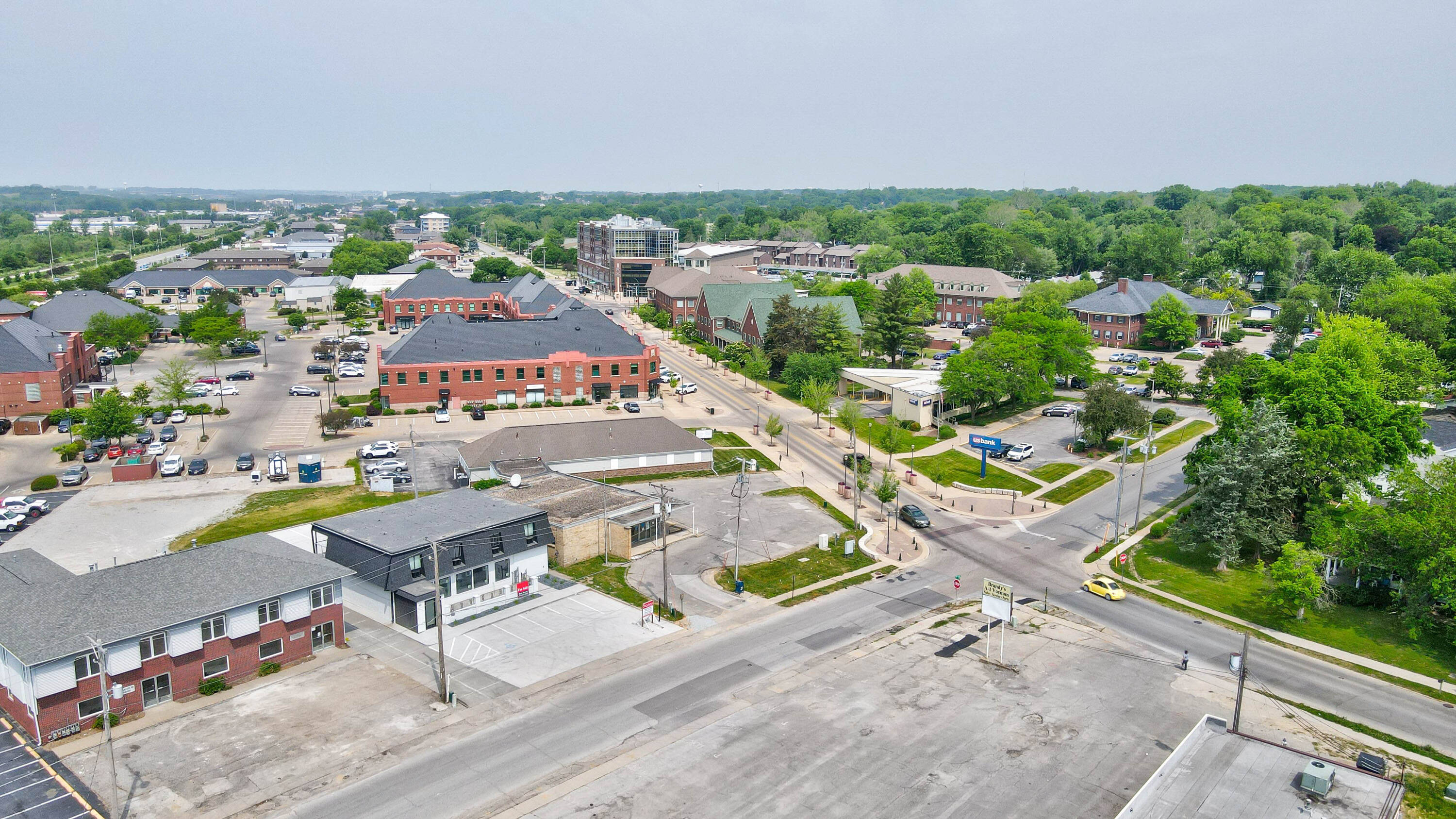 418 10th Ave, Coralville, IA 52241 | Crexi.com