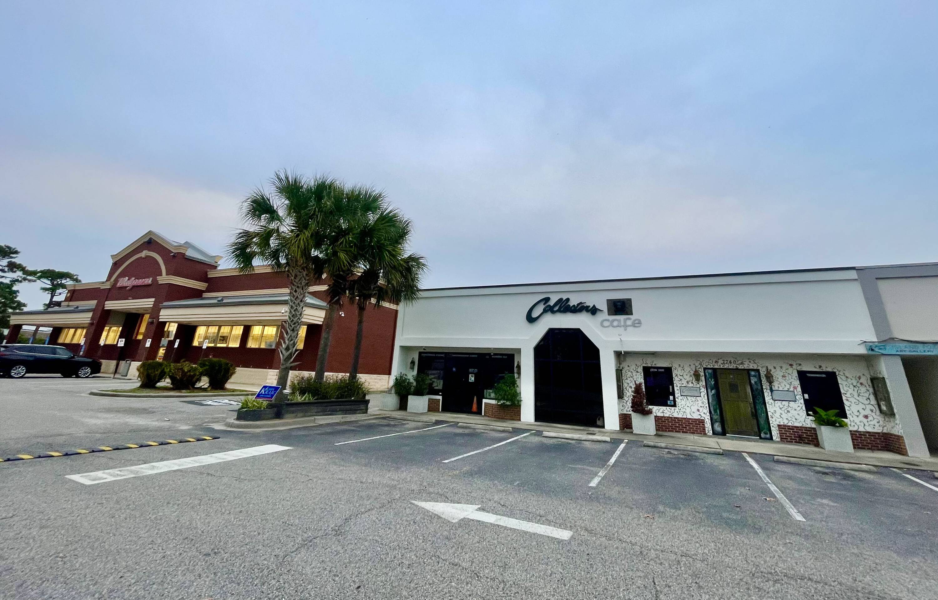 7740 N KINGS HWY Myrtle Beach SC 29572-3041 APN: 42201010108 | Crexi.com
