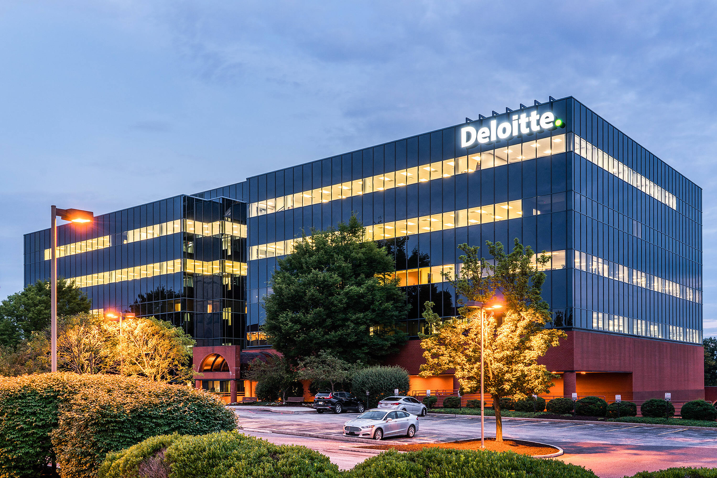 300 Corporate Center Dr, Camp Hill, PA 17011 | Crexi.com