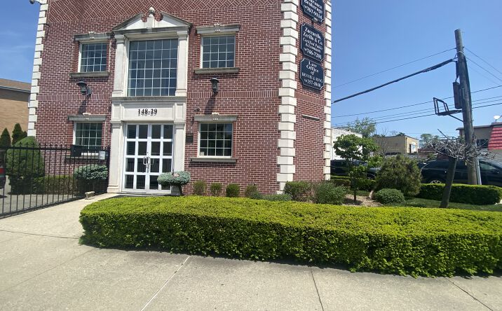 148 29 Cross Island Pkwy Queens Ny 11357