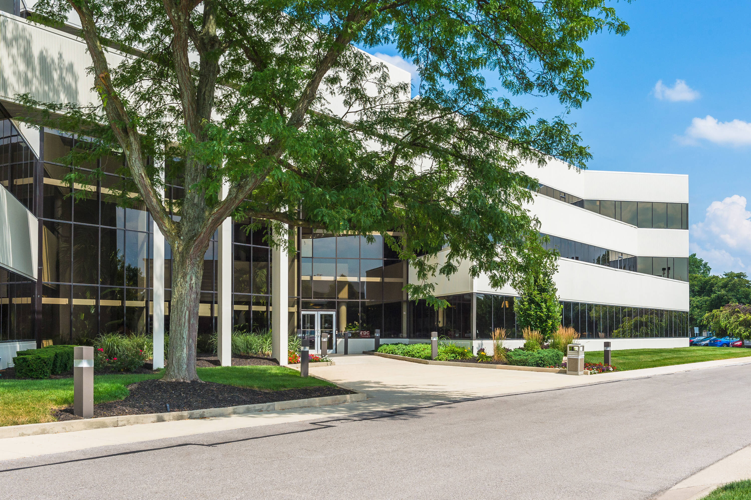 150 E Campus View Blvd, Columbus, OH 43235 | Crexi.com