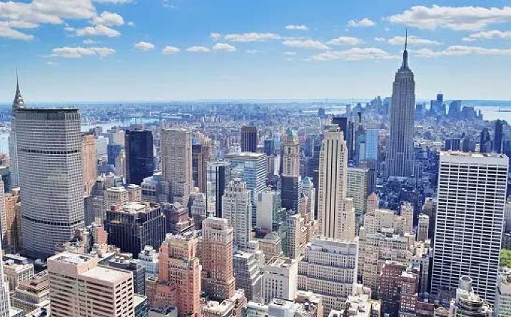 E 125th St, New York, NY 10035 | Crexi.com