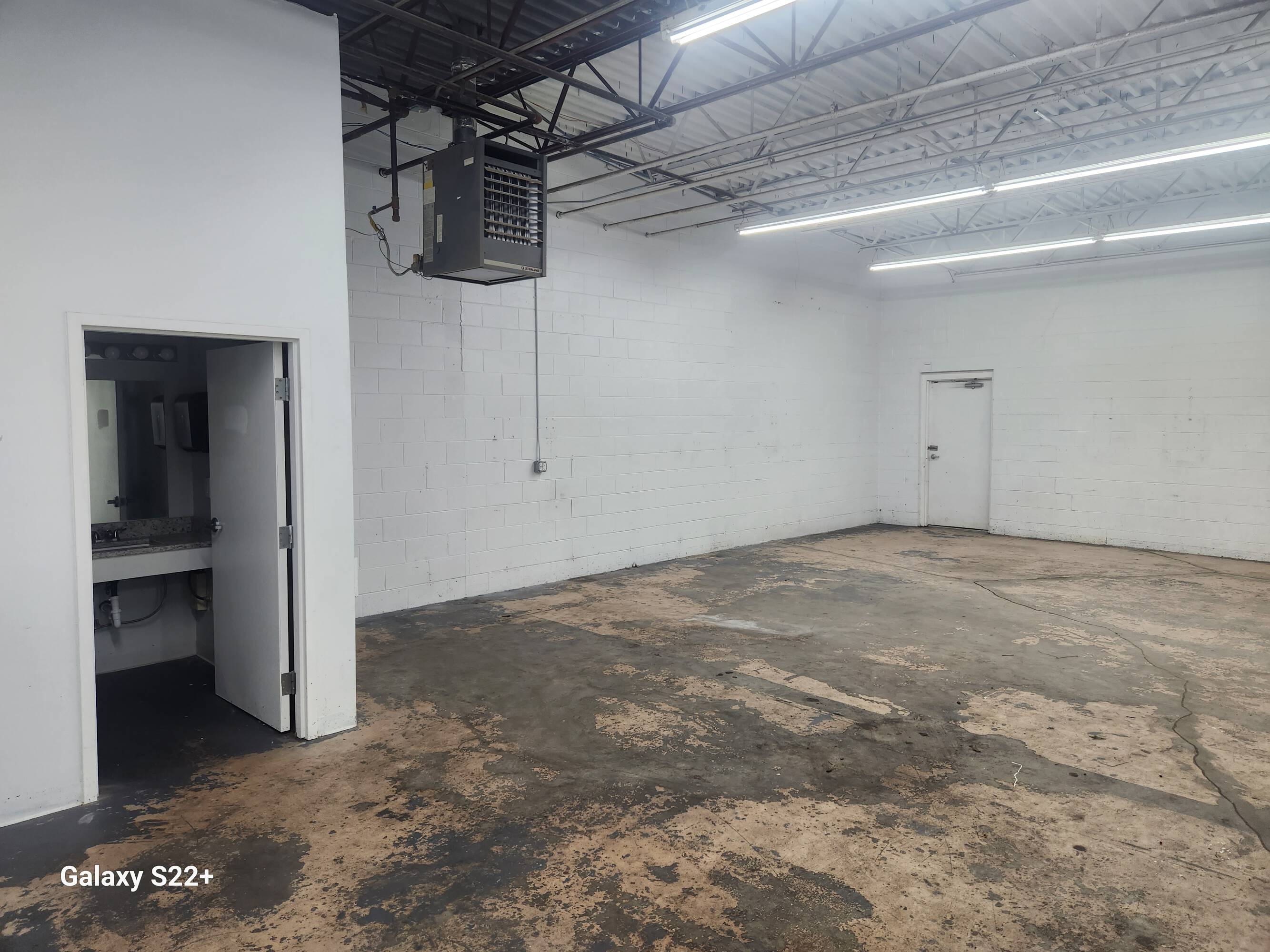 2511 Riverside Dr, Chattanooga, TN 37406 | Crexi.com