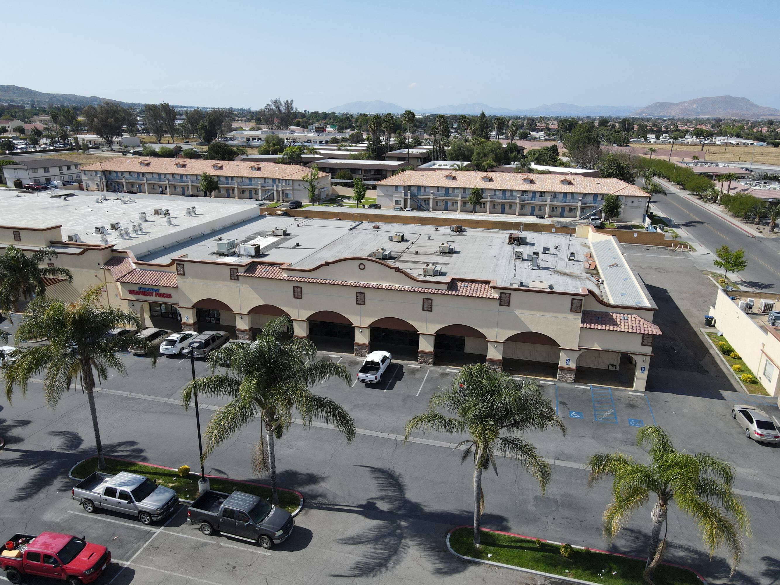 476 & 480 East 4th Street Perris, CA, Perris, US 92570 | Crexi.com