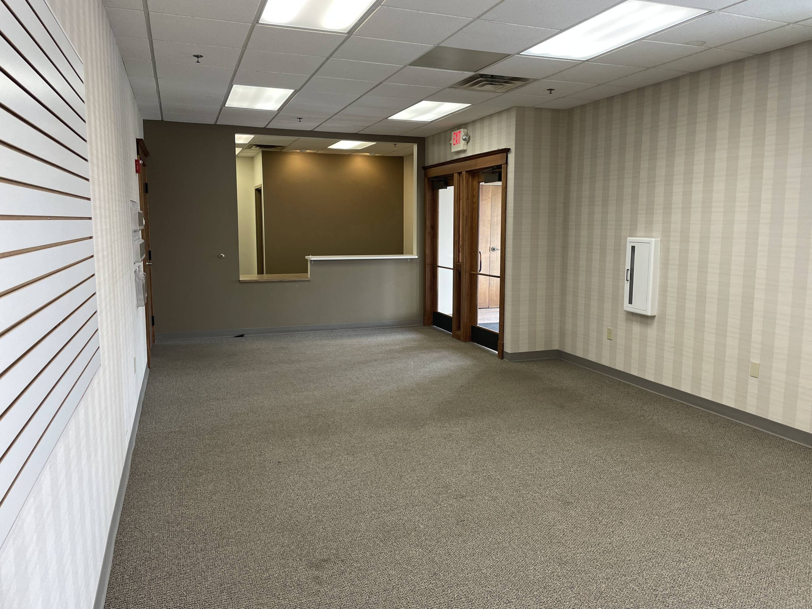 2520 White Bear Ave, Maplewood, MN 55109 | Crexi.com