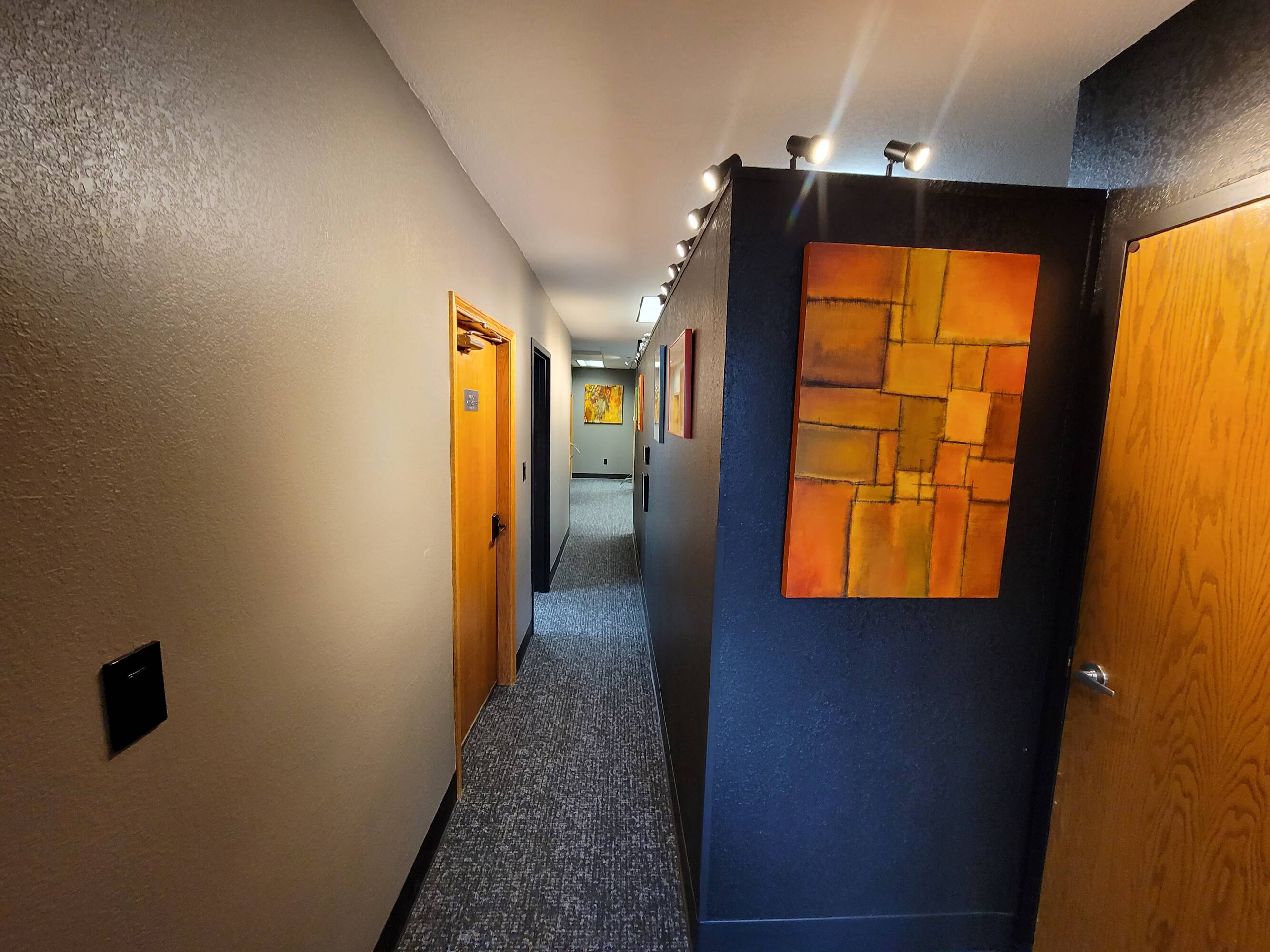 2900 SW Wanamaker Dr, Topeka, KS 66614 | Crexi.com