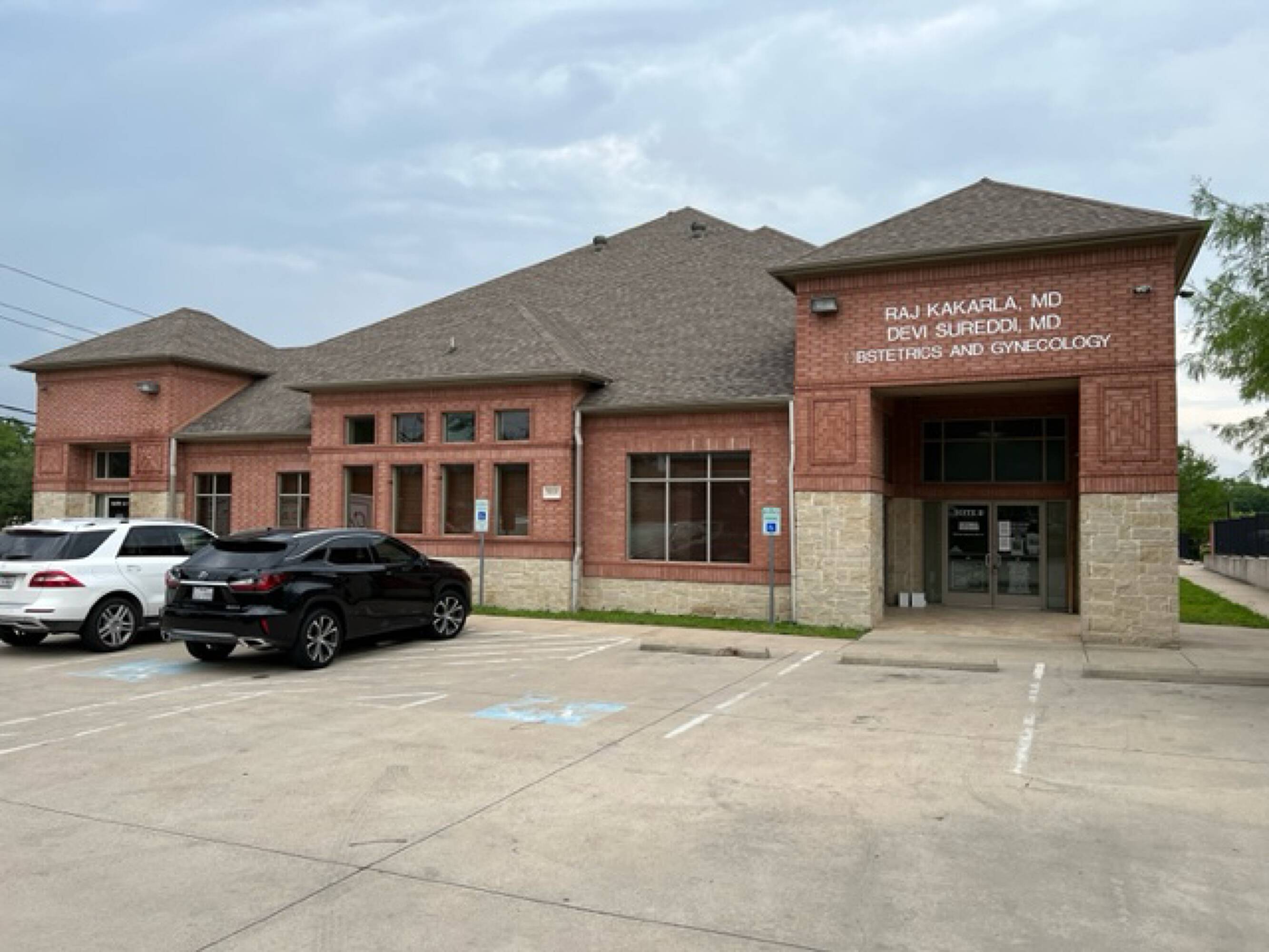 7999 W Virginia Dr, Dallas, TX 75237 | Crexi.com