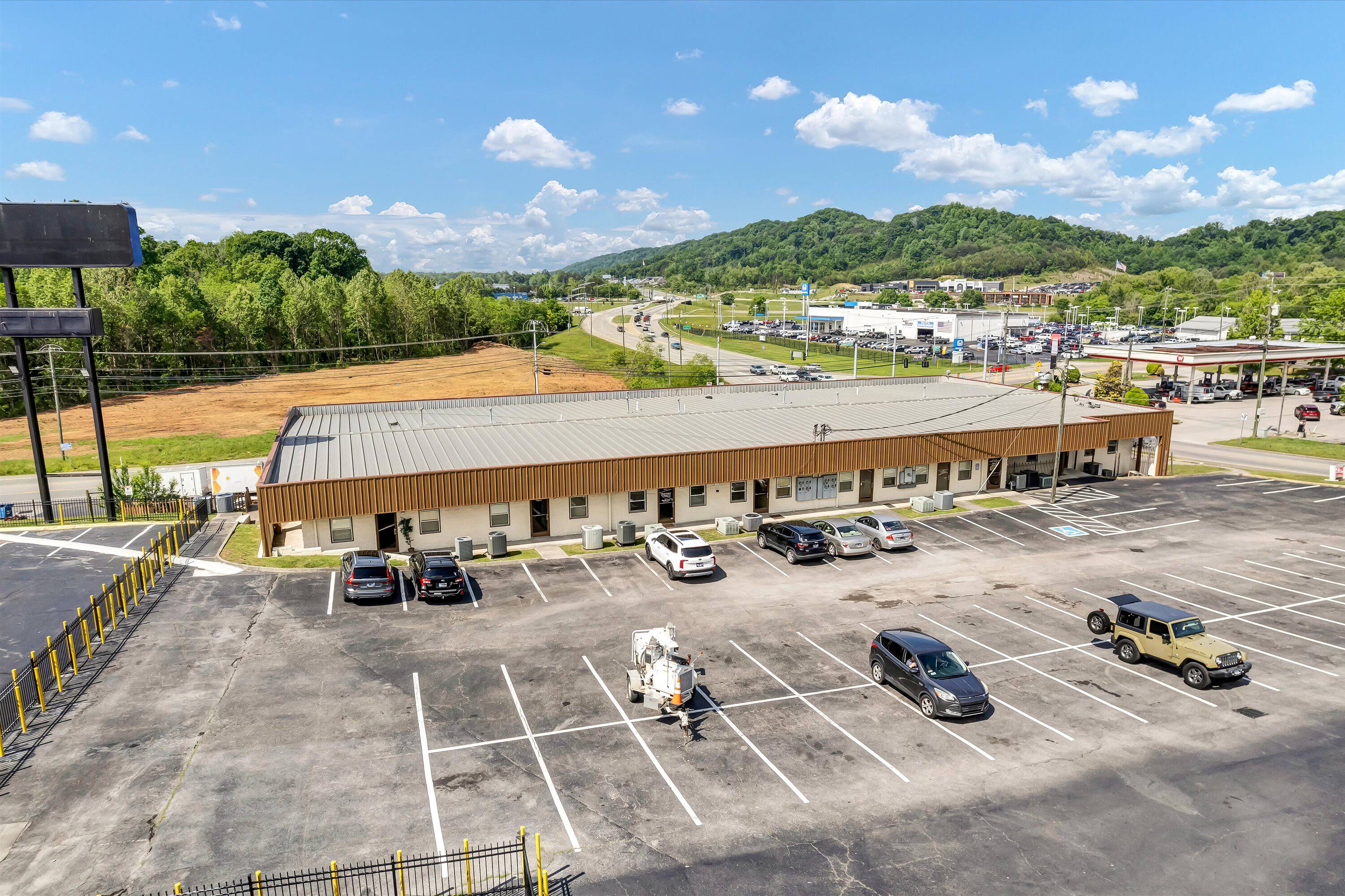 6716 Central Ave Pike, Knoxville, TN 37912 | Crexi.com