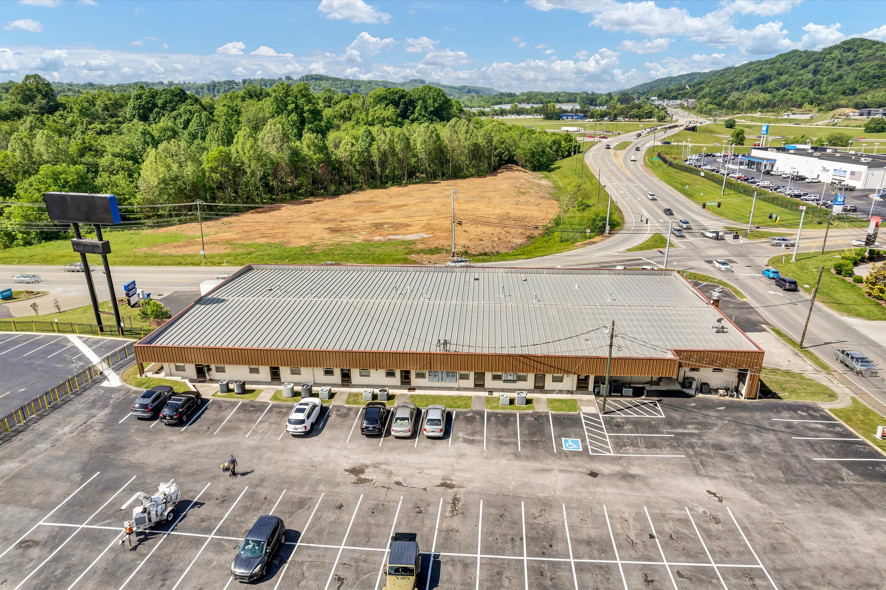 6716 Central Ave Pike, Knoxville, TN 37912 | Crexi.com