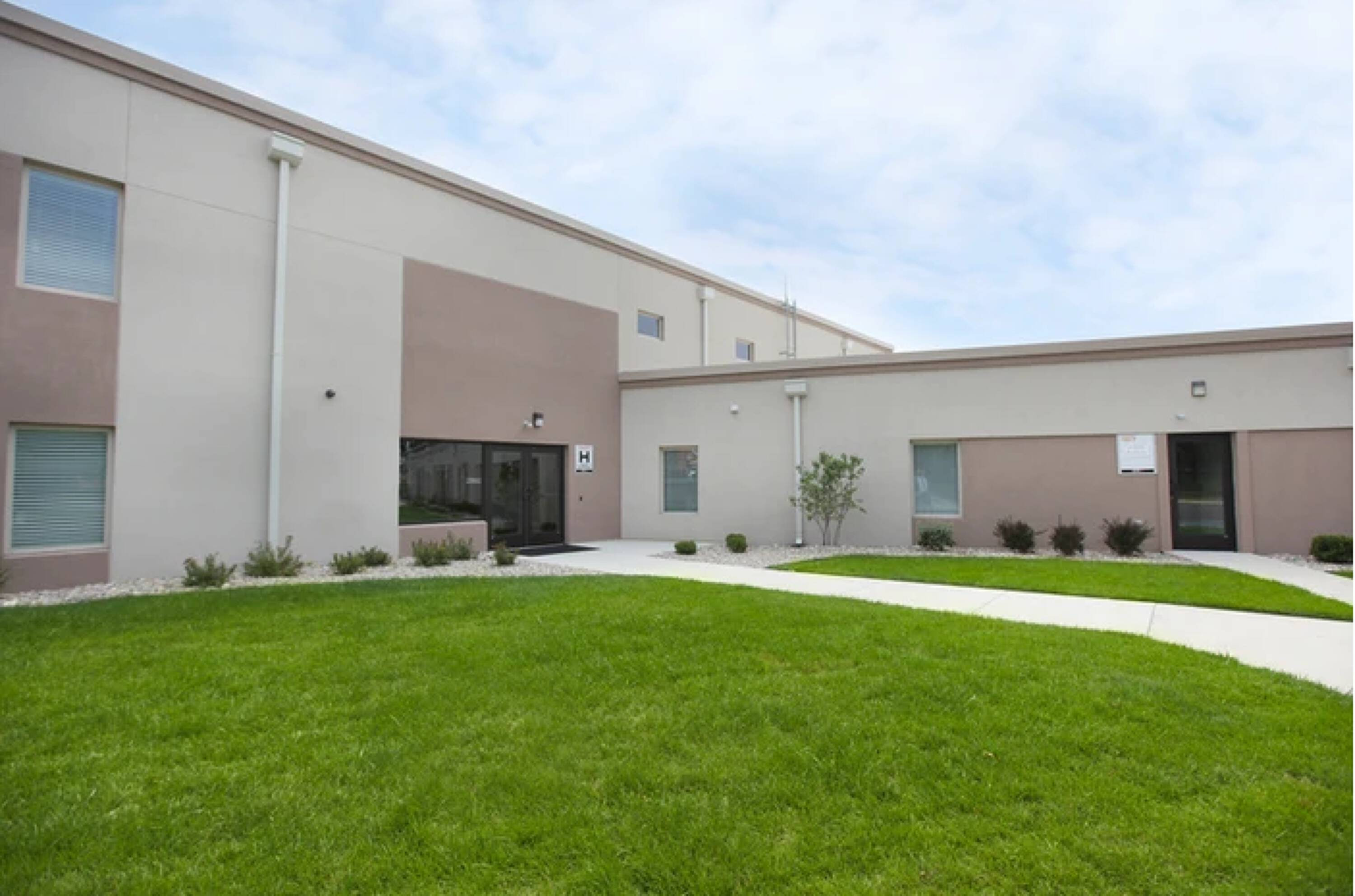 5251 S East St, Indianapolis, IN 46227 | Crexi.com