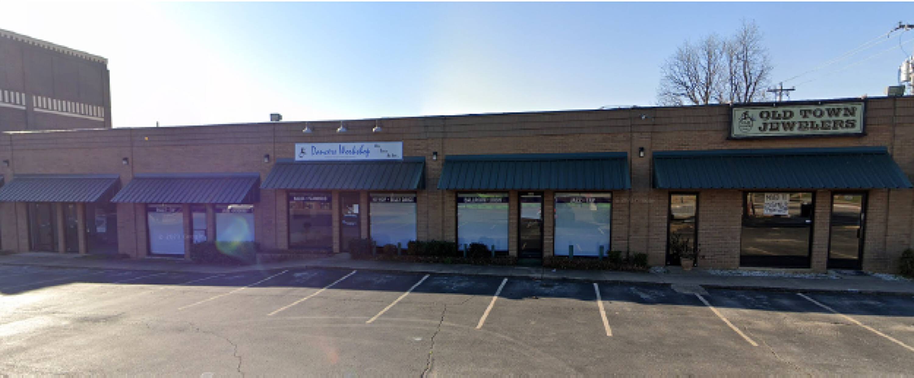 190 W MAIN ST Lewisville TX 75057-3900 APN: R18950 | Crexi.com