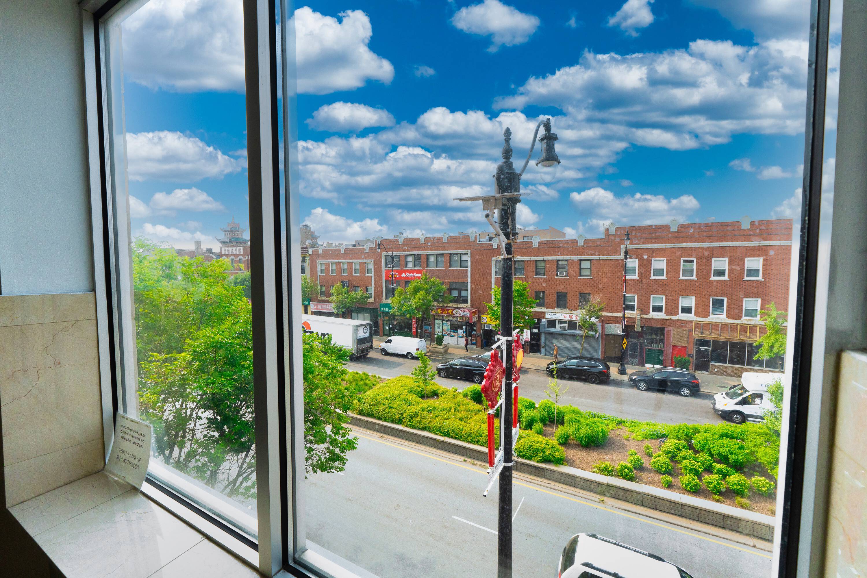 238 W CERMAK RD Chicago IL 60616-2972 APN: 17214200620000 | Crexi.com