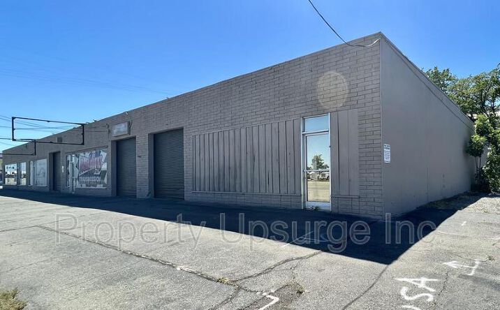 3390 S Market St, Redding, CA 96001 | Crexi.com