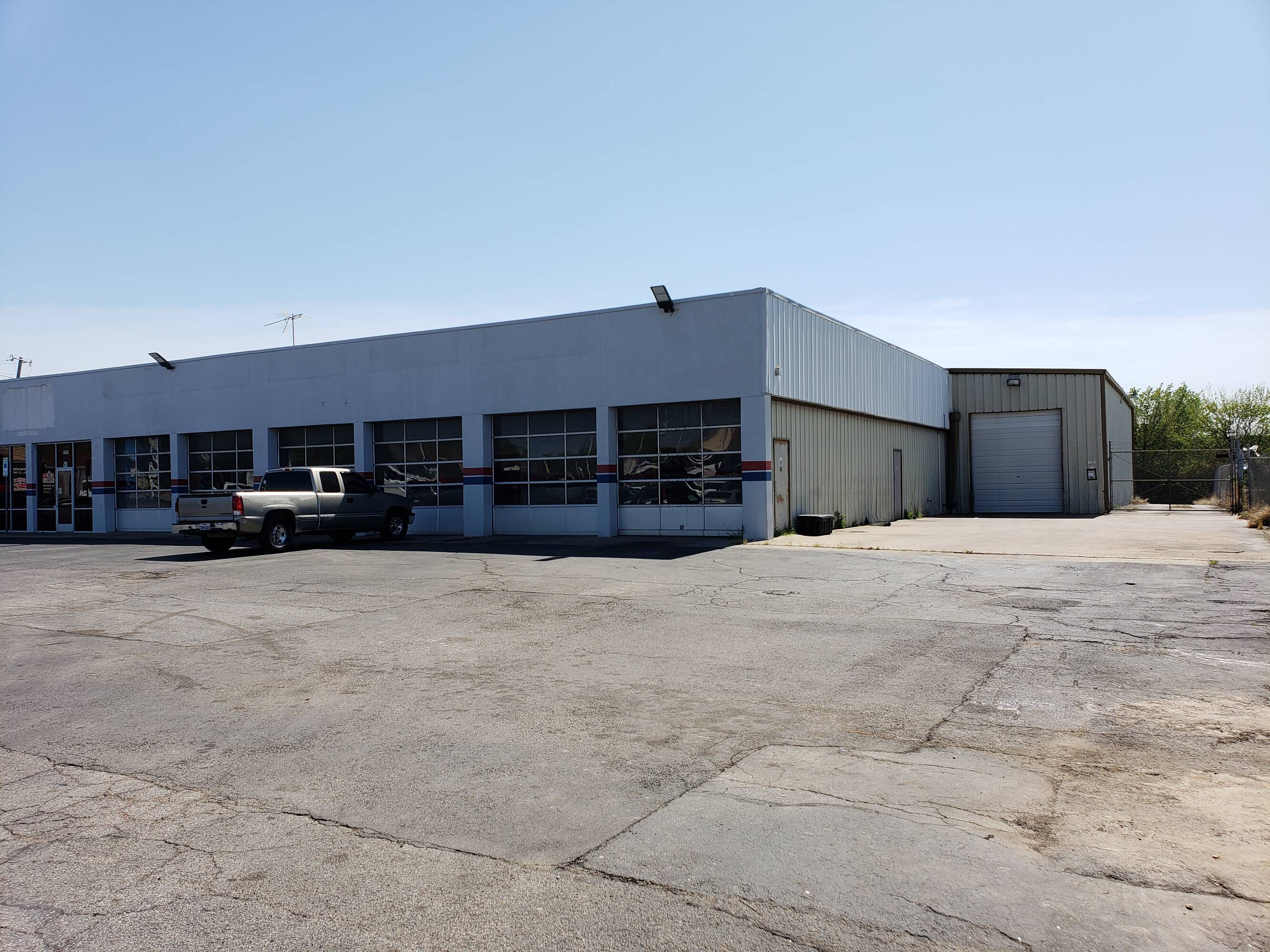 3317 Inwood Rd, Dallas, TX 75235 | Crexi.com