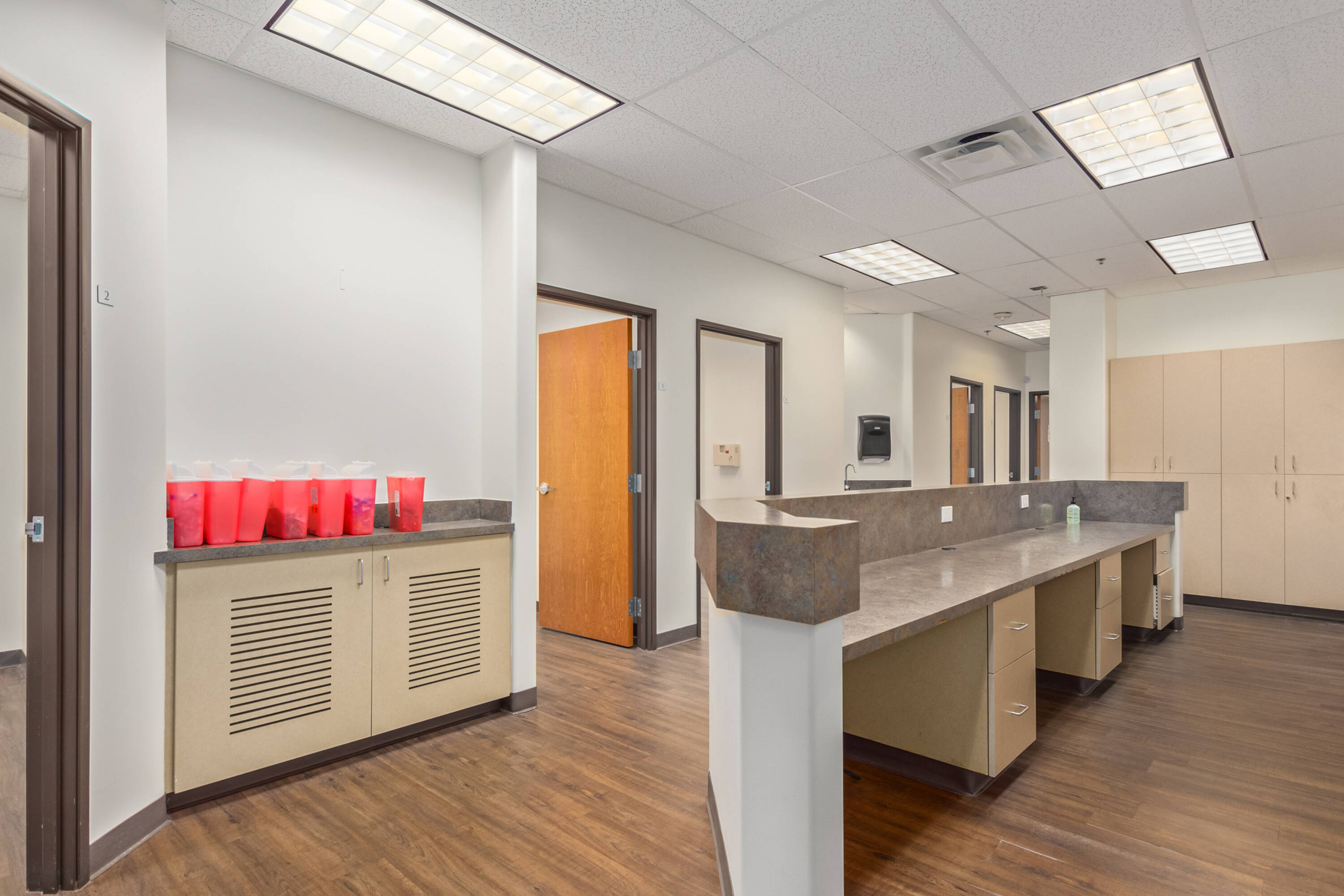 4566 E INVERNESS AVE STE 108 Mesa AZ 85206-4633 APN: 14068146 | Crexi.com