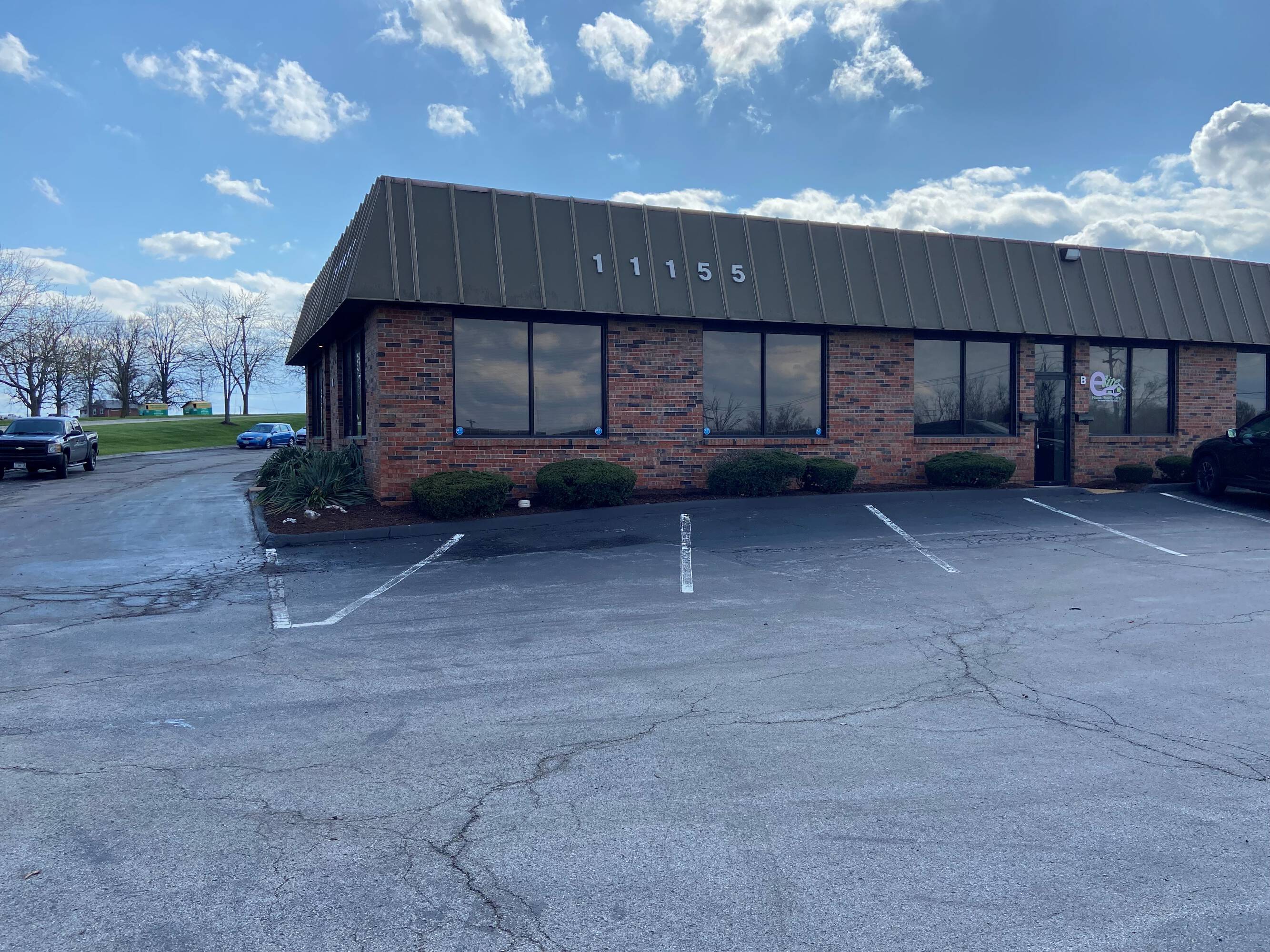 11159 S Towne Square, St. Louis, MO 63123 | Crexi.com