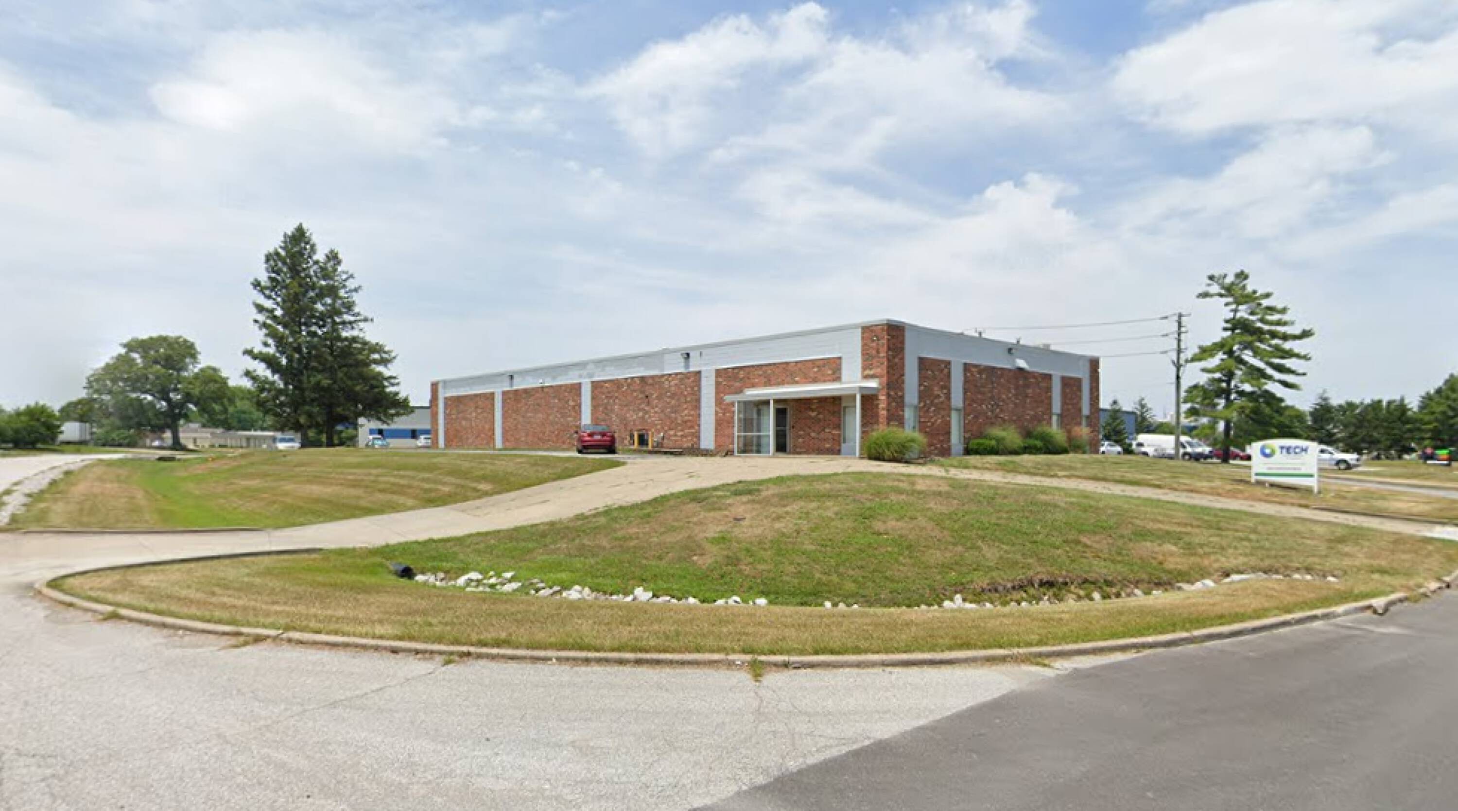 2350 Executive Dr, Indianapolis, IN 46241 | Crexi.com