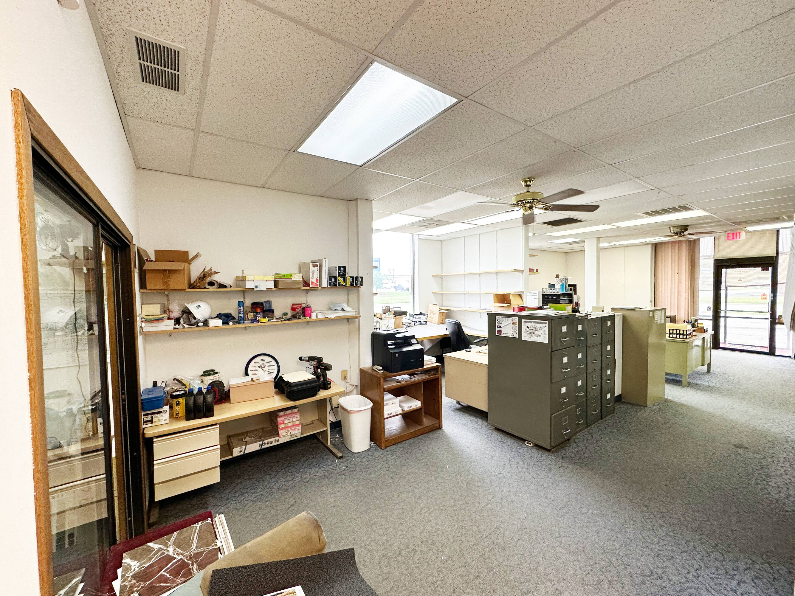 3131 W PAWNEE ST Wichita KS 67213-1825 APN: 00230819 | Crexi.com