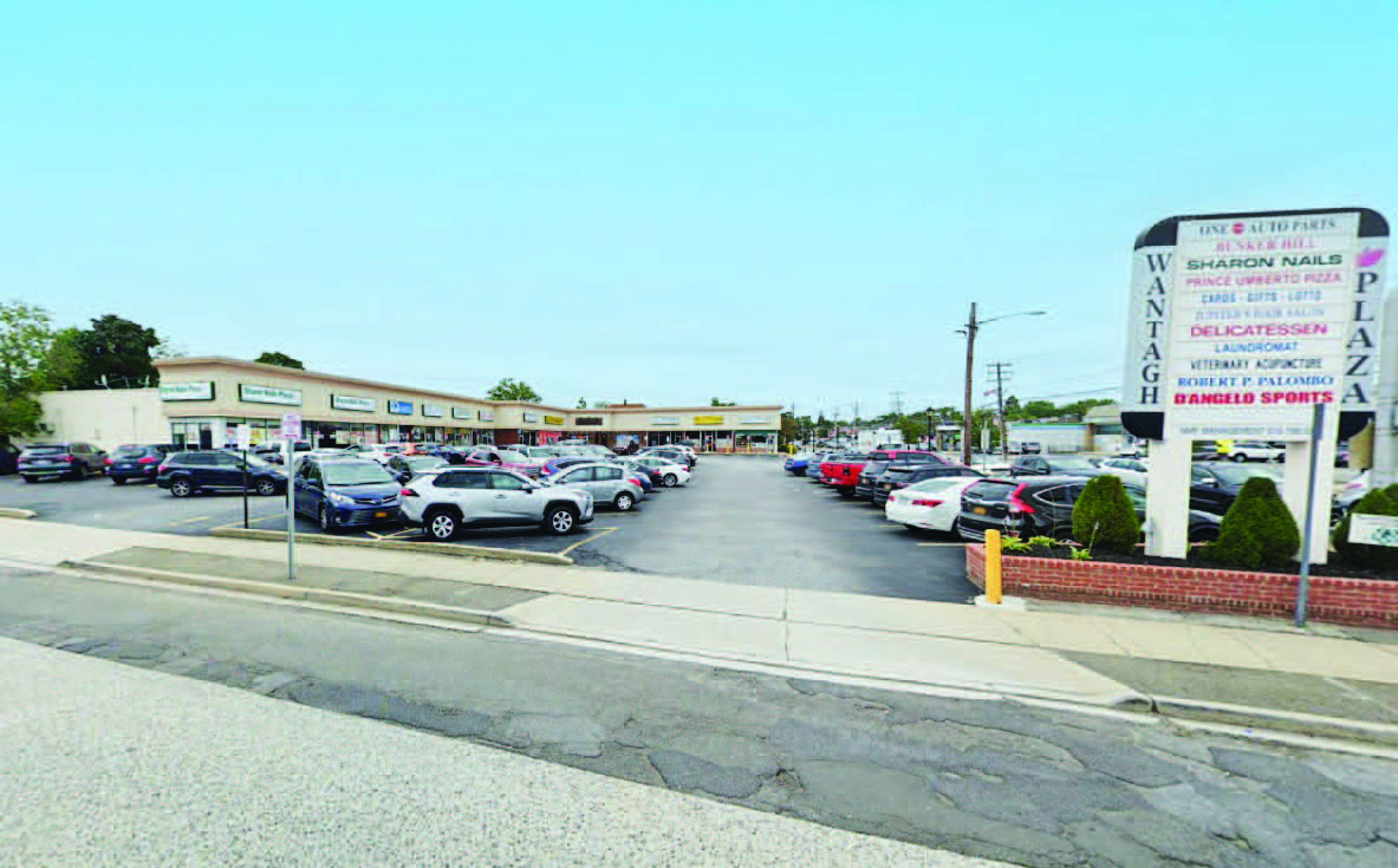 1906-1928 Wantagh Ave, Wantagh, NY 11793 | Crexi.com