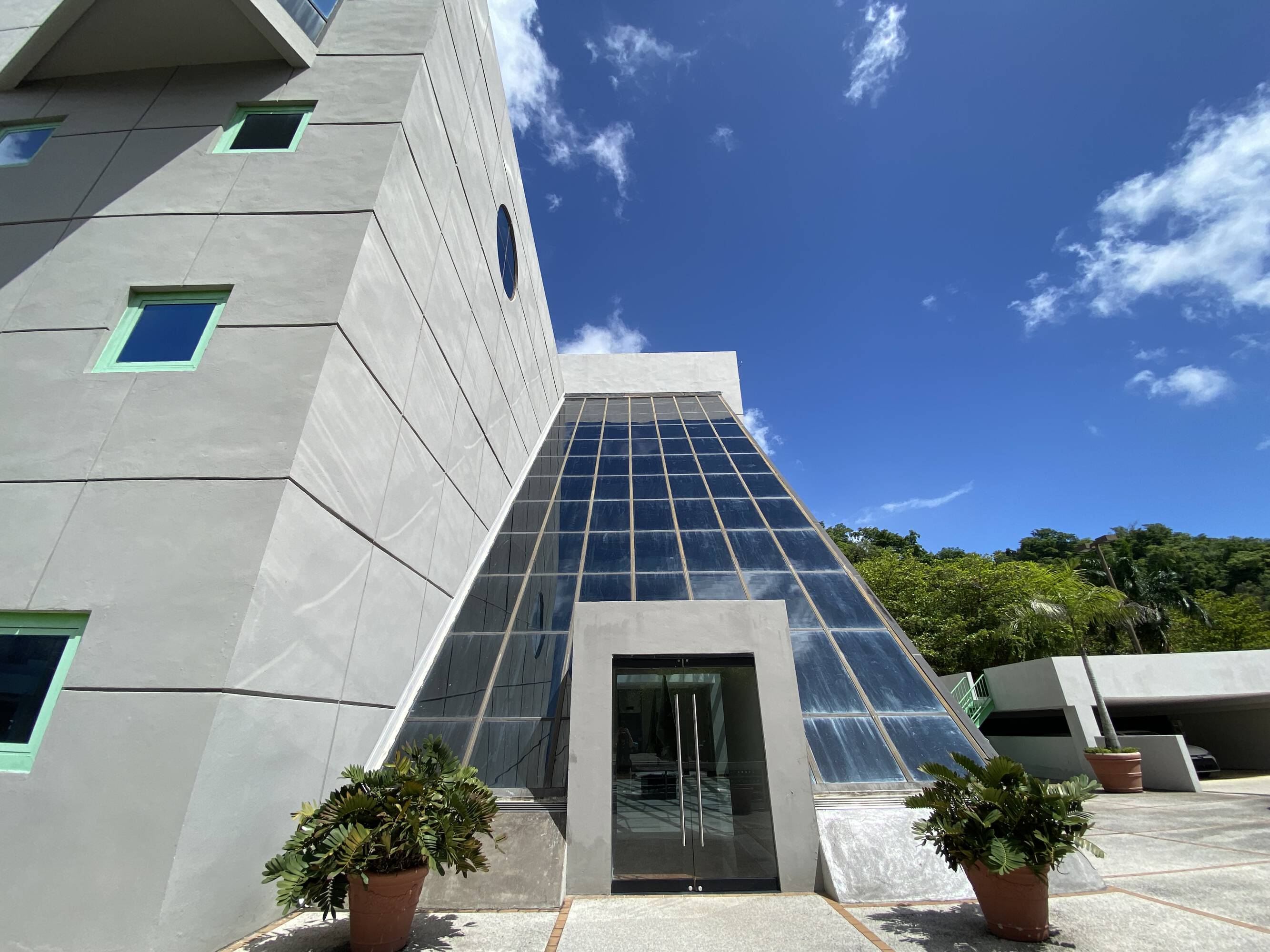 8 Metro Office Park, Guaynabo, Puerto Rico 00986, Guaynabo, PR 00966 ...