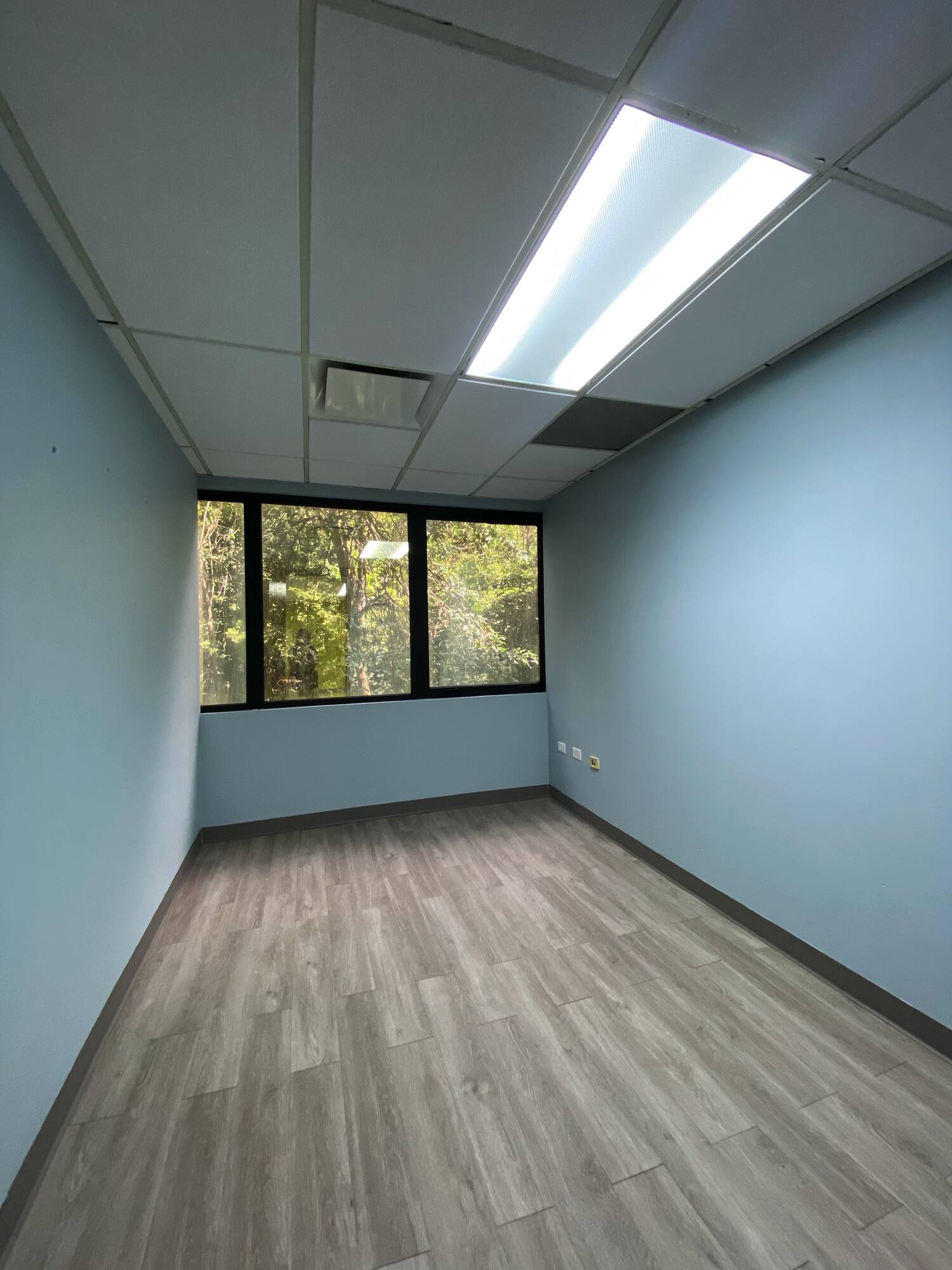 8 Metro Office Park, Guaynabo, Puerto Rico 00986, Guaynabo, PR 00966 ...