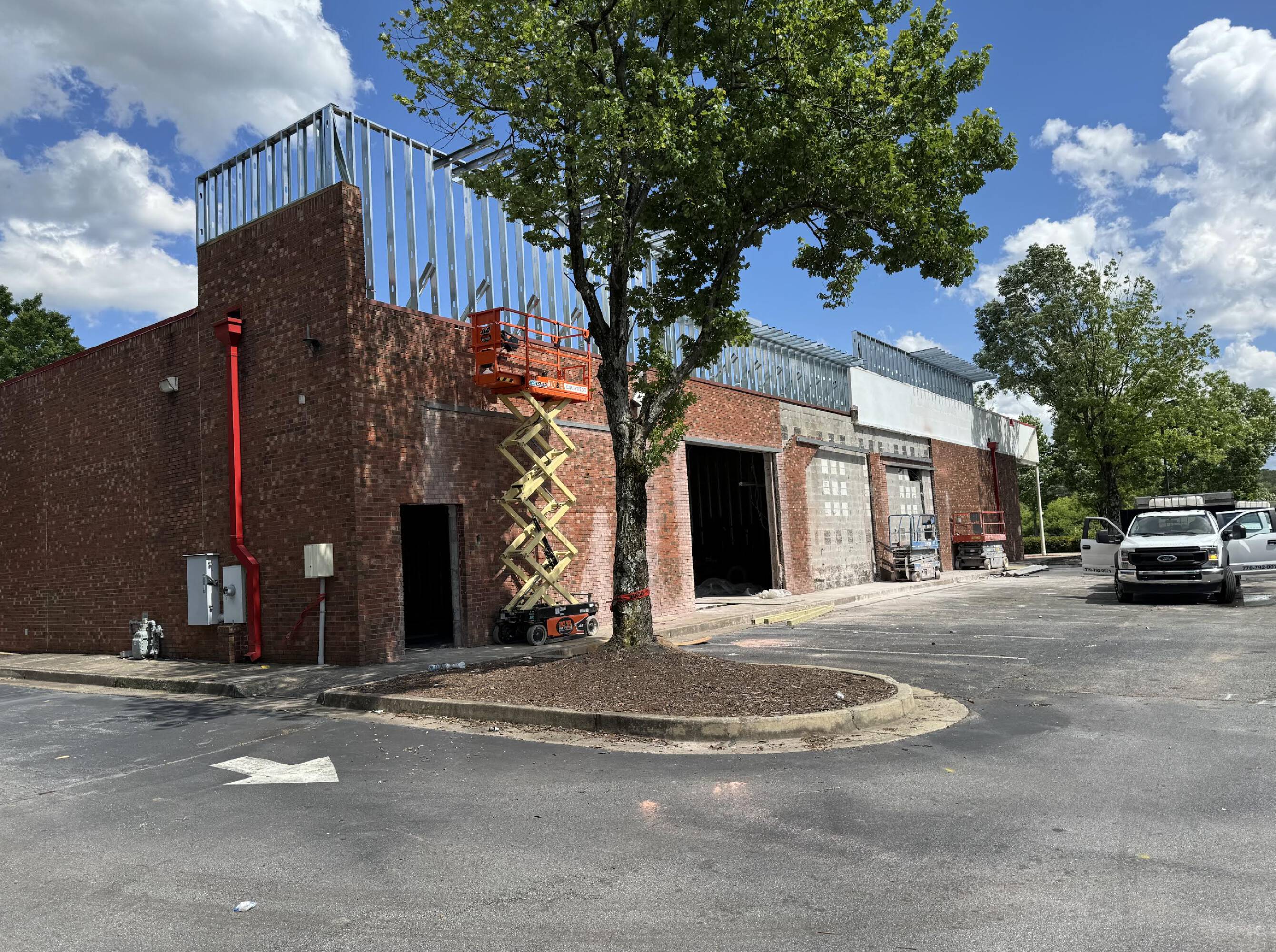 10710 E MORTON RD Johns Creek GA 30022 APN: 11 048001870381 | Crexi.com