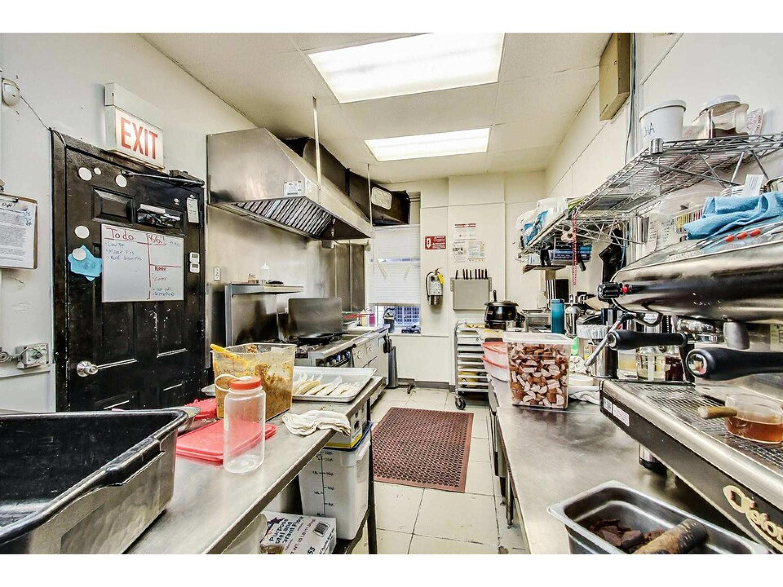 851 N Ashland Ave, Chicago, IL 60622 | Crexi.com