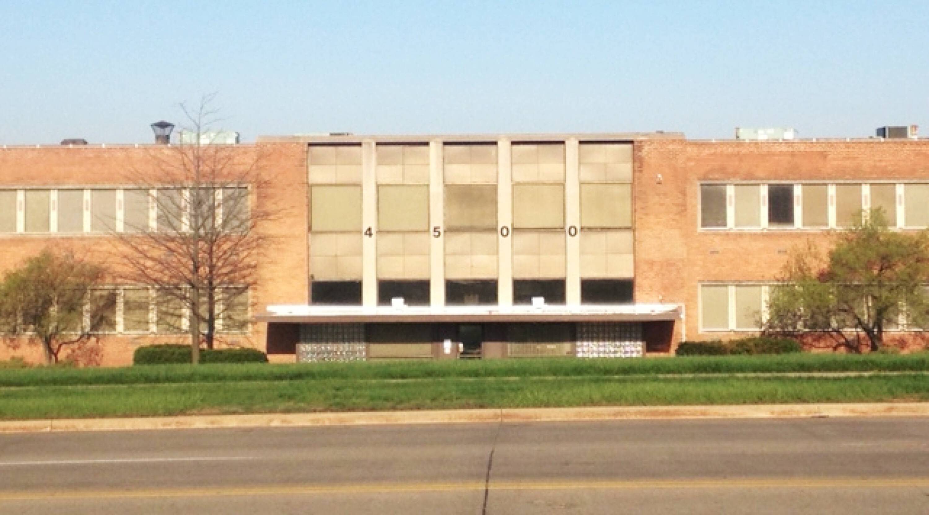 4500 Lee Rd, Cleveland, OH 44128 | Crexi.com