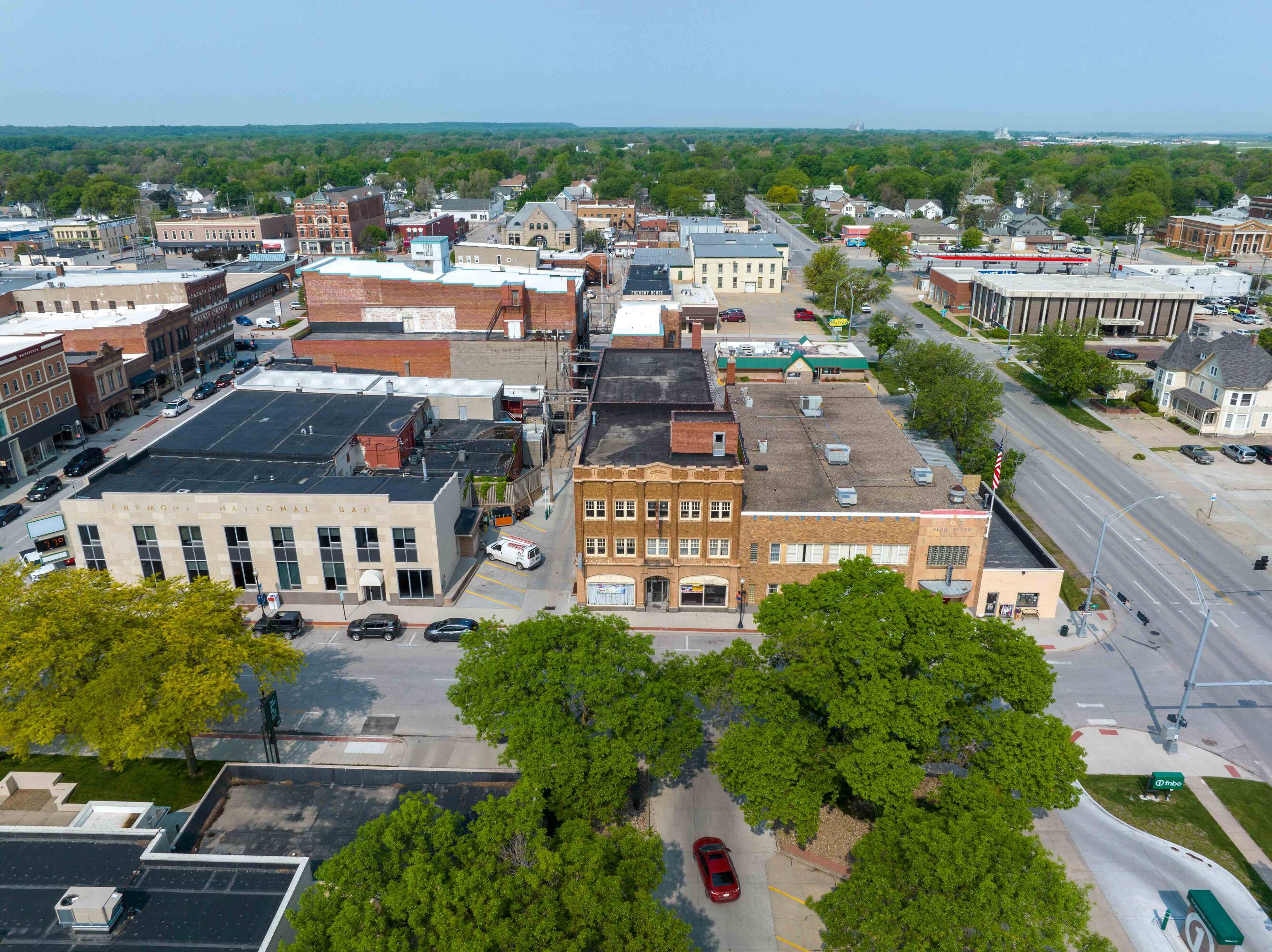 635 N Main St, Fremont, NE 68025 | Crexi.com