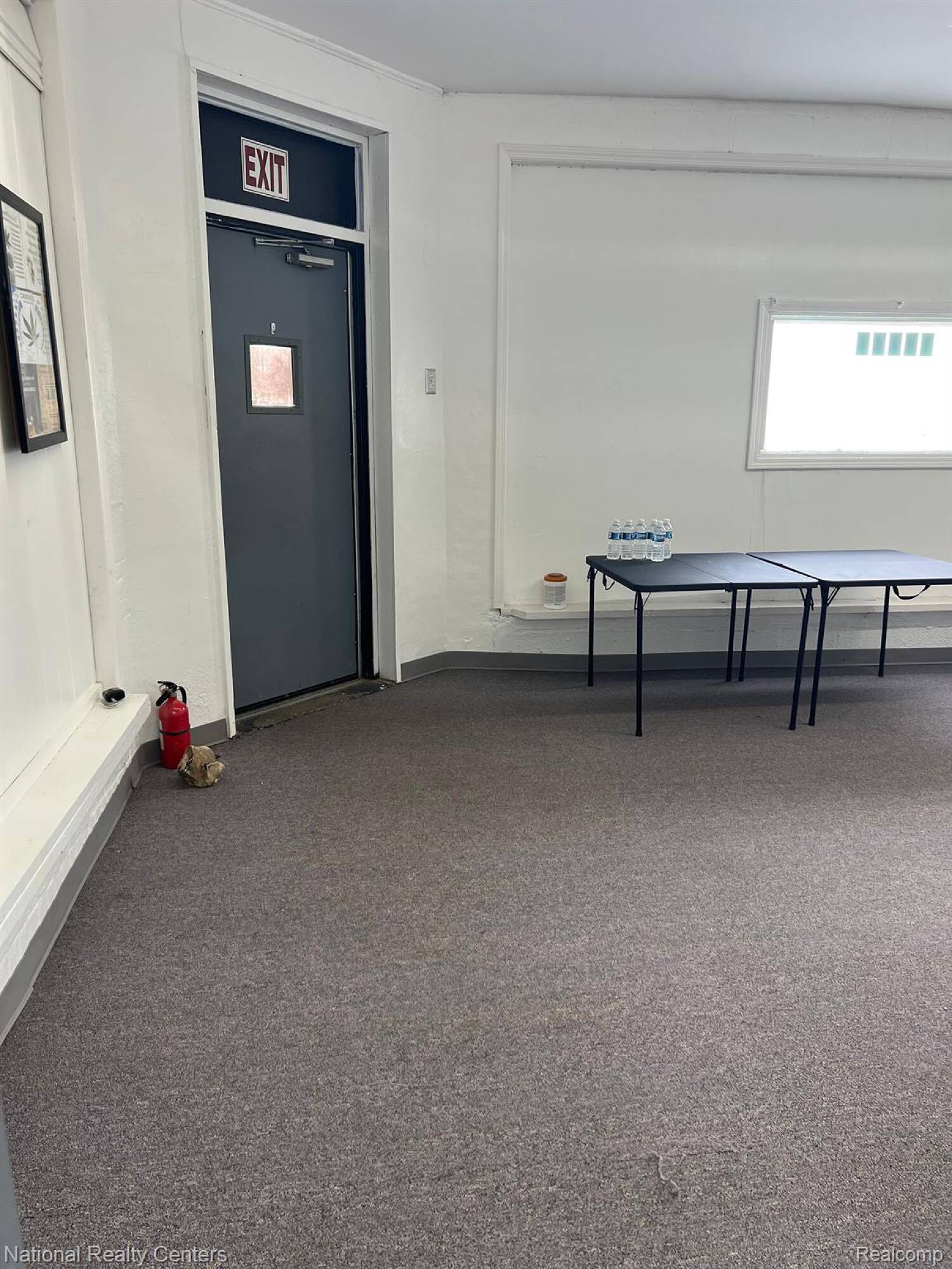 19741 W 7 Mile Rd, Detroit, MI 48219 | Crexi.com