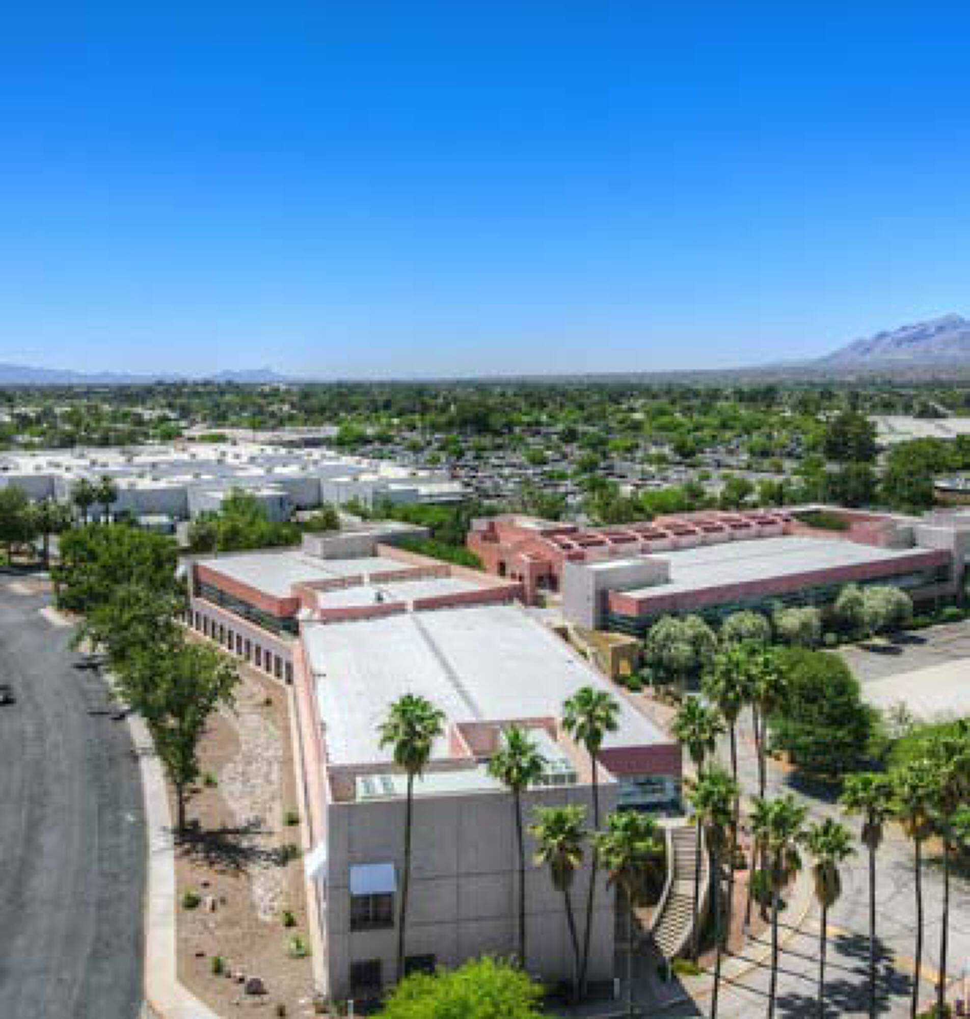 930-950 Gateway Plaza, Tucson, AZ 85710 | Crexi.com