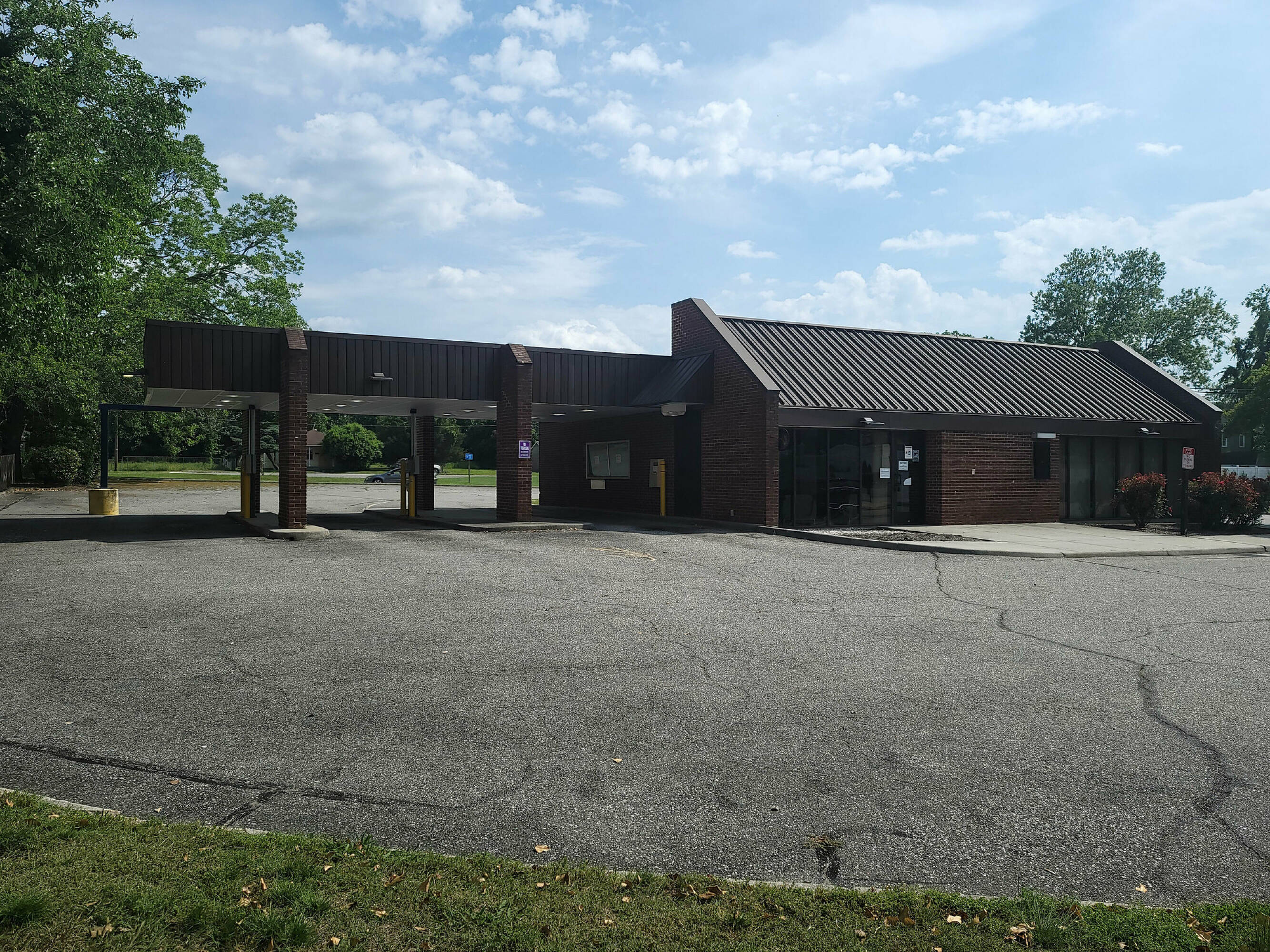 1340 W WASHINGTON ST Petersburg VA 23803-3903 APN: 029020001 | Crexi.com