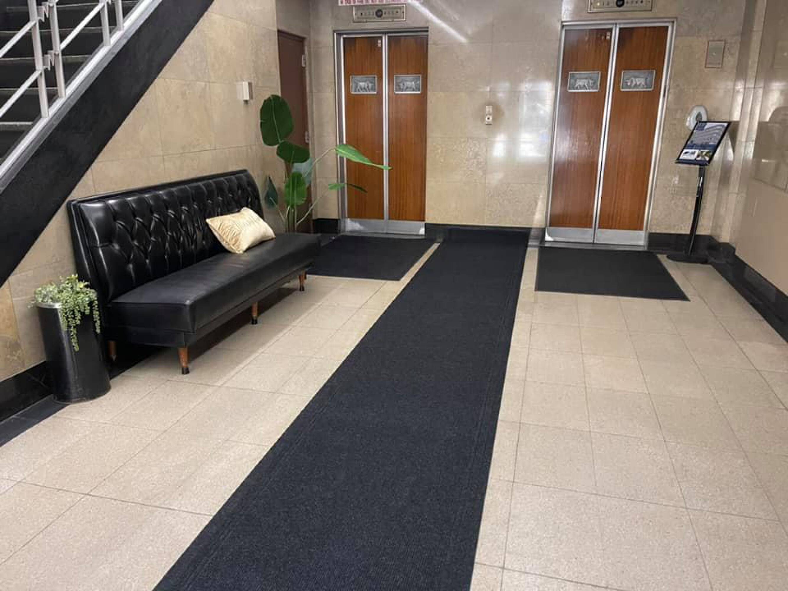 205 5th Ave S, La Crosse, WI 54601 | Crexi.com